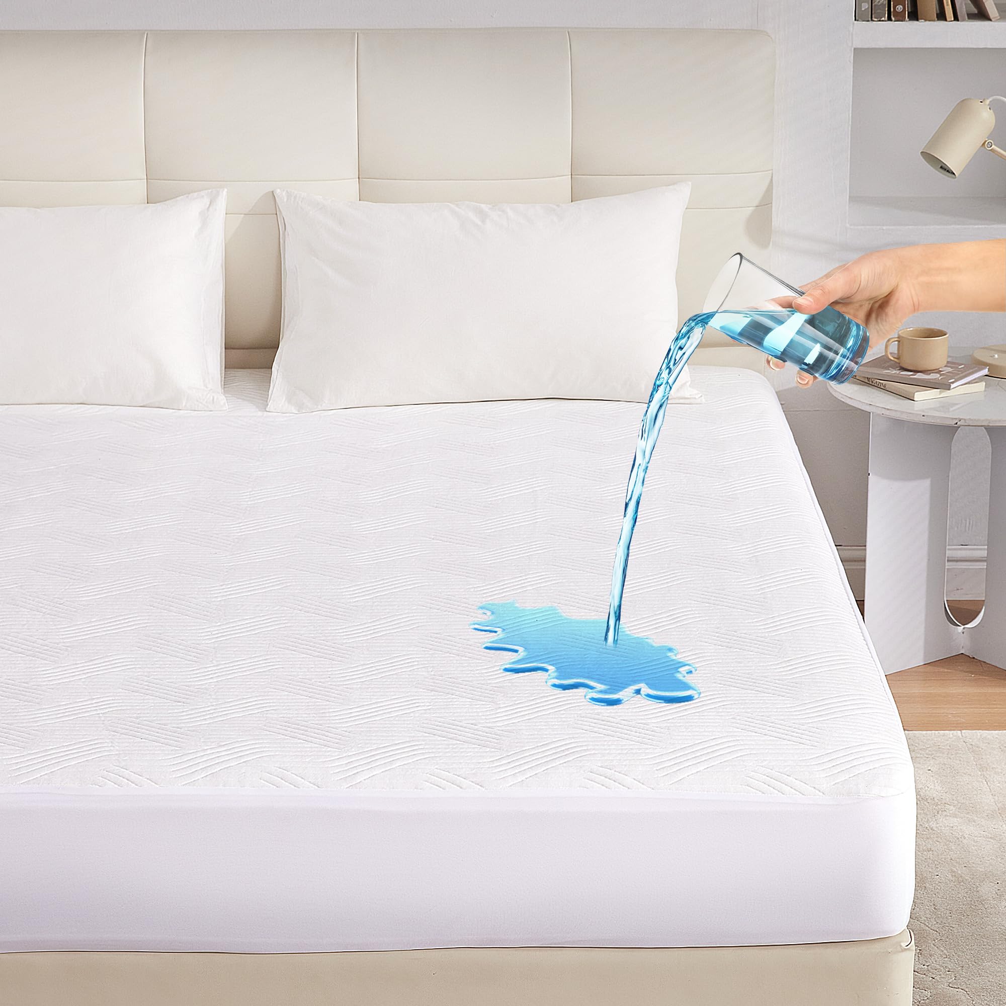 Amazon.com: Eiayeebil Queen Waterproof Mattress Protector, Breathable ...