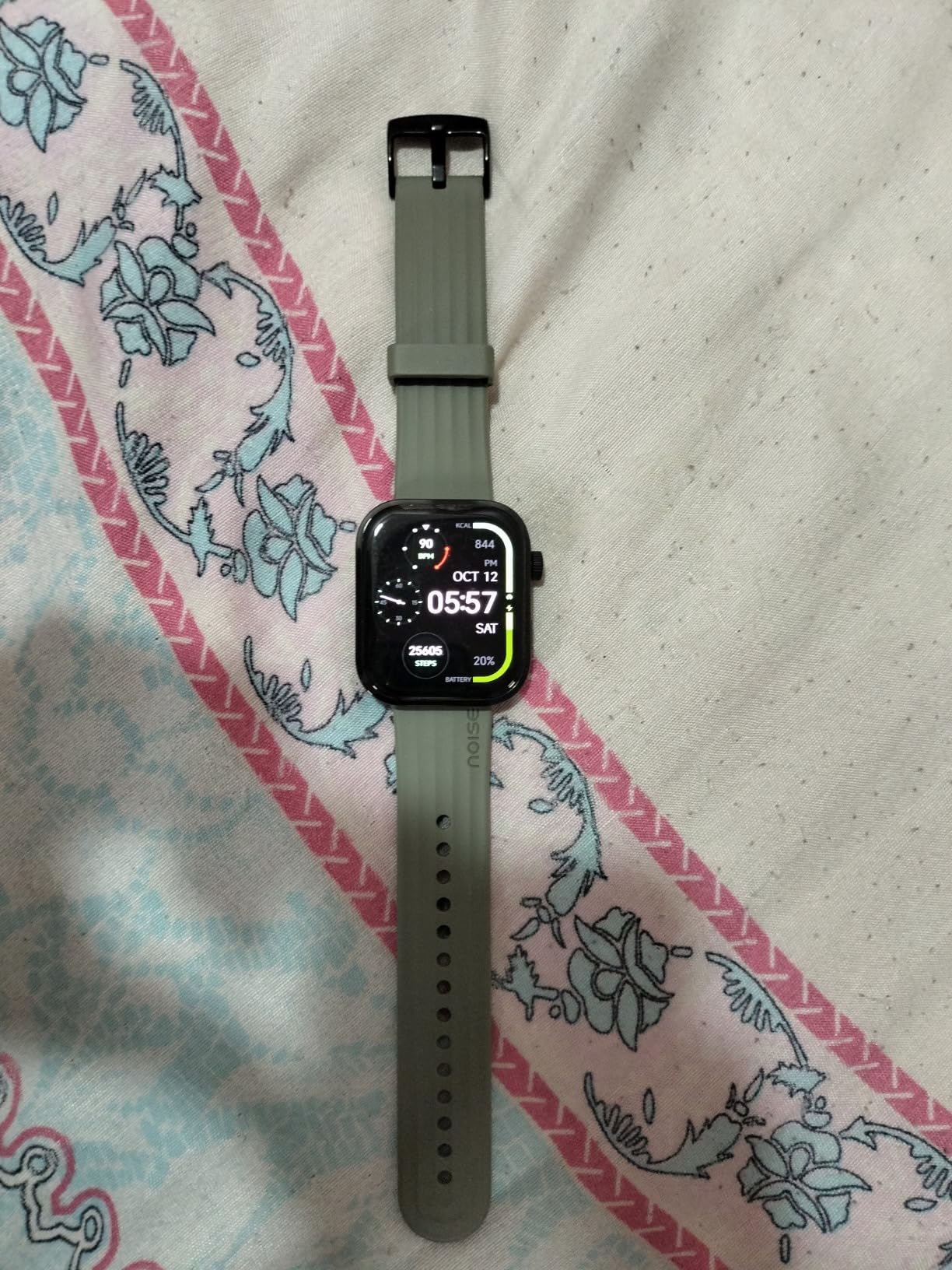 Noise ColorFit Pro 5 Max 1.96" AMOLED Display Smart Watch, BT Calling ...