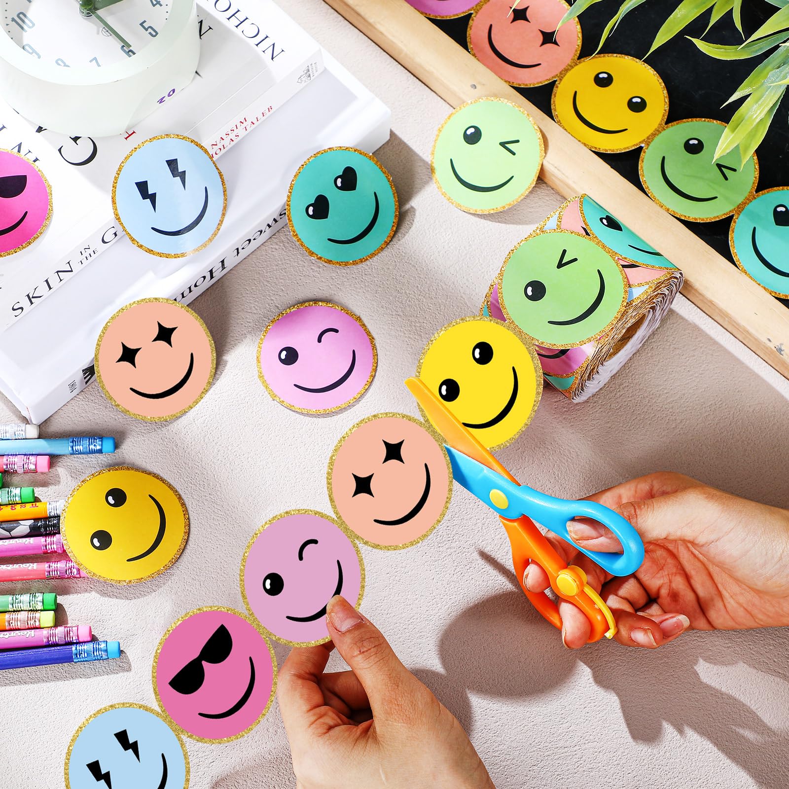 Snapklik.com : Zonon 65 Feet Happy Face Bulletin Board Border Colorful ...