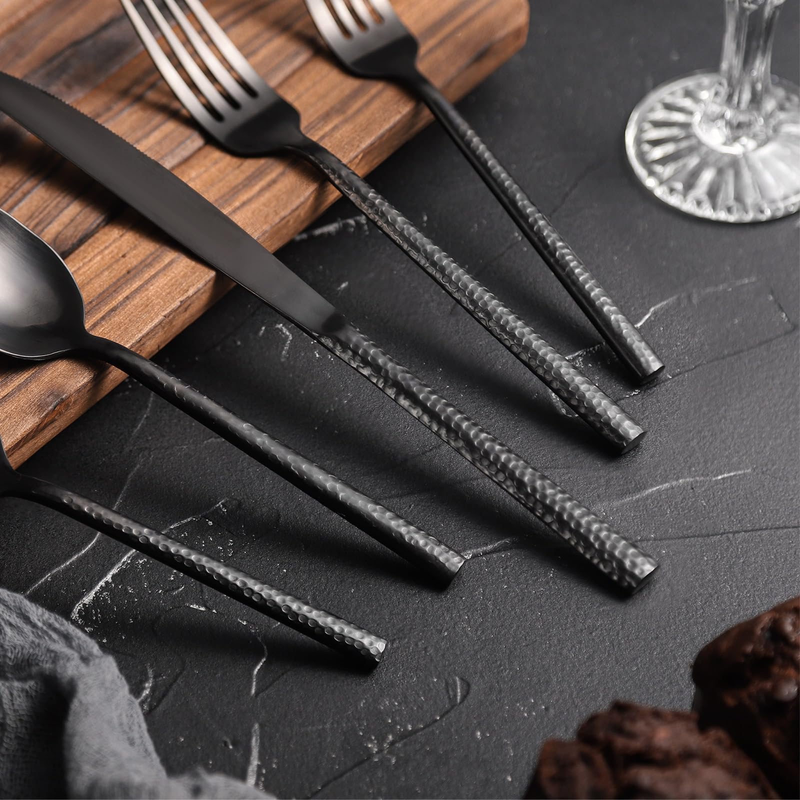 Silverware Set For 8 20-Piece Hammered Silverware Set - Stainless Steel ...
