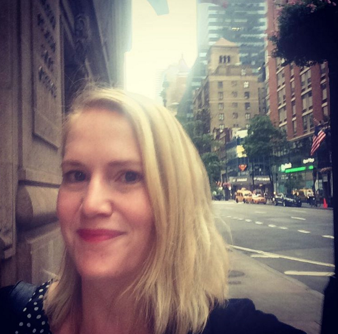 Amazon.com: Amy Stuart: books, biography, latest update