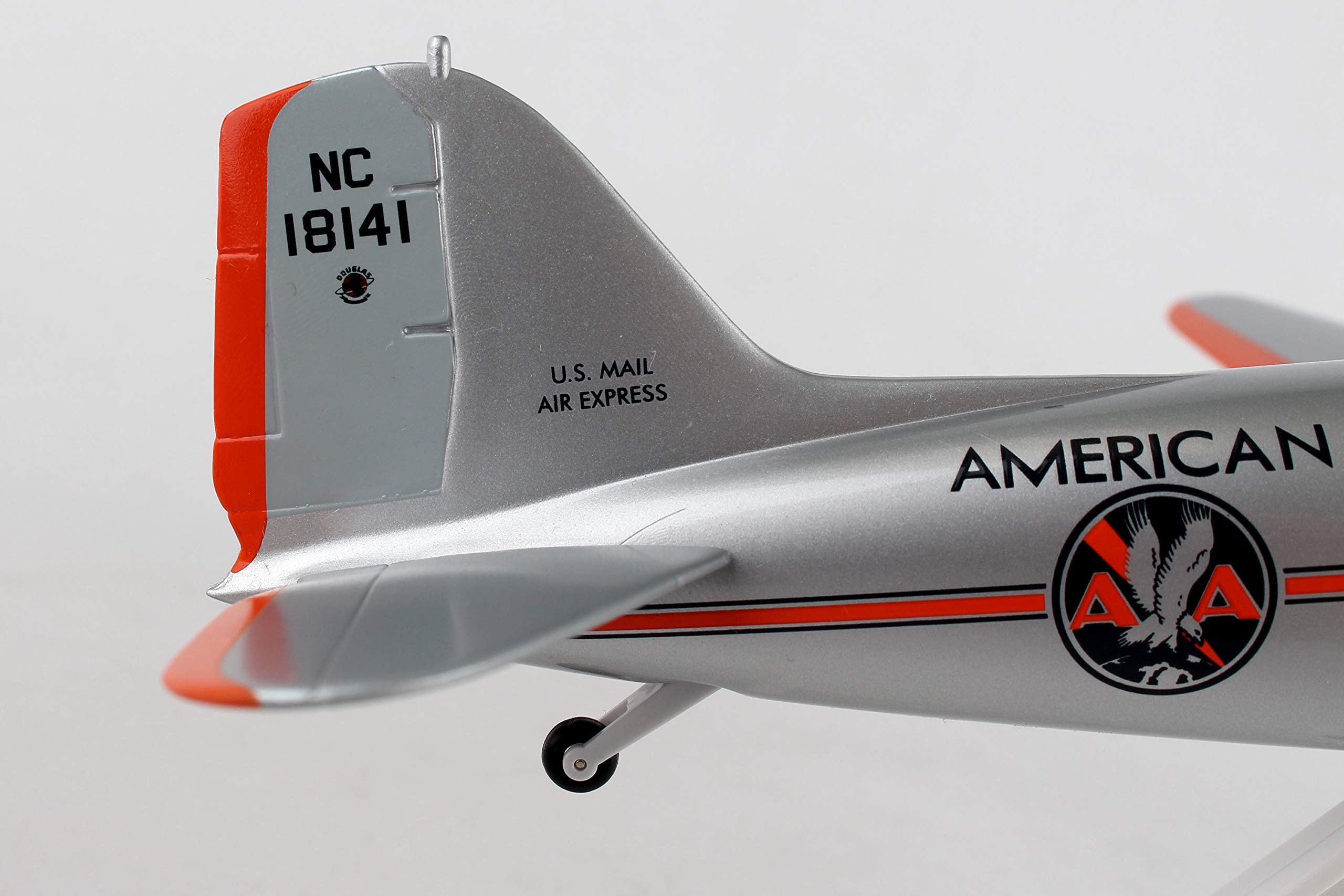 Daron Skymarks American Airlines DC-3 Airplane Model with Gear Flagship ...