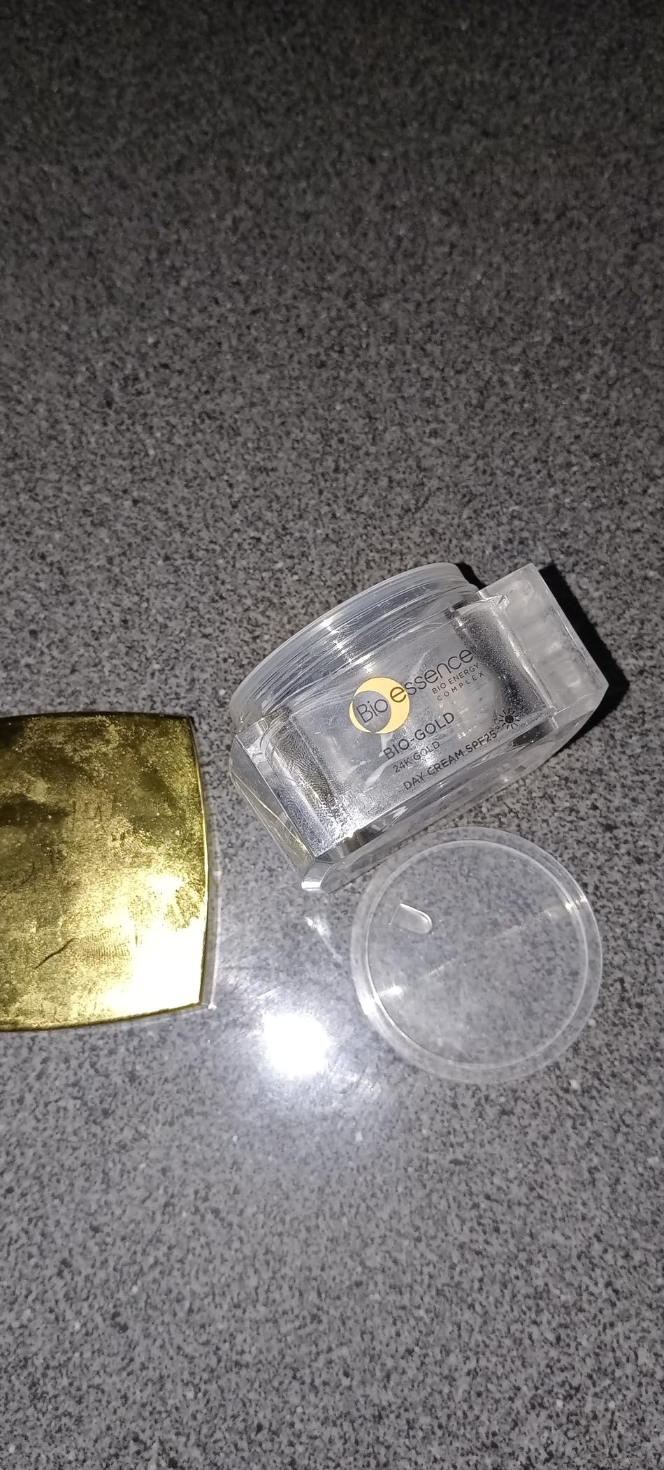 Bio-essence Bio-Gold Day Cream SPF25/PA+++ (40 gm) : Amazon.in: Beauty