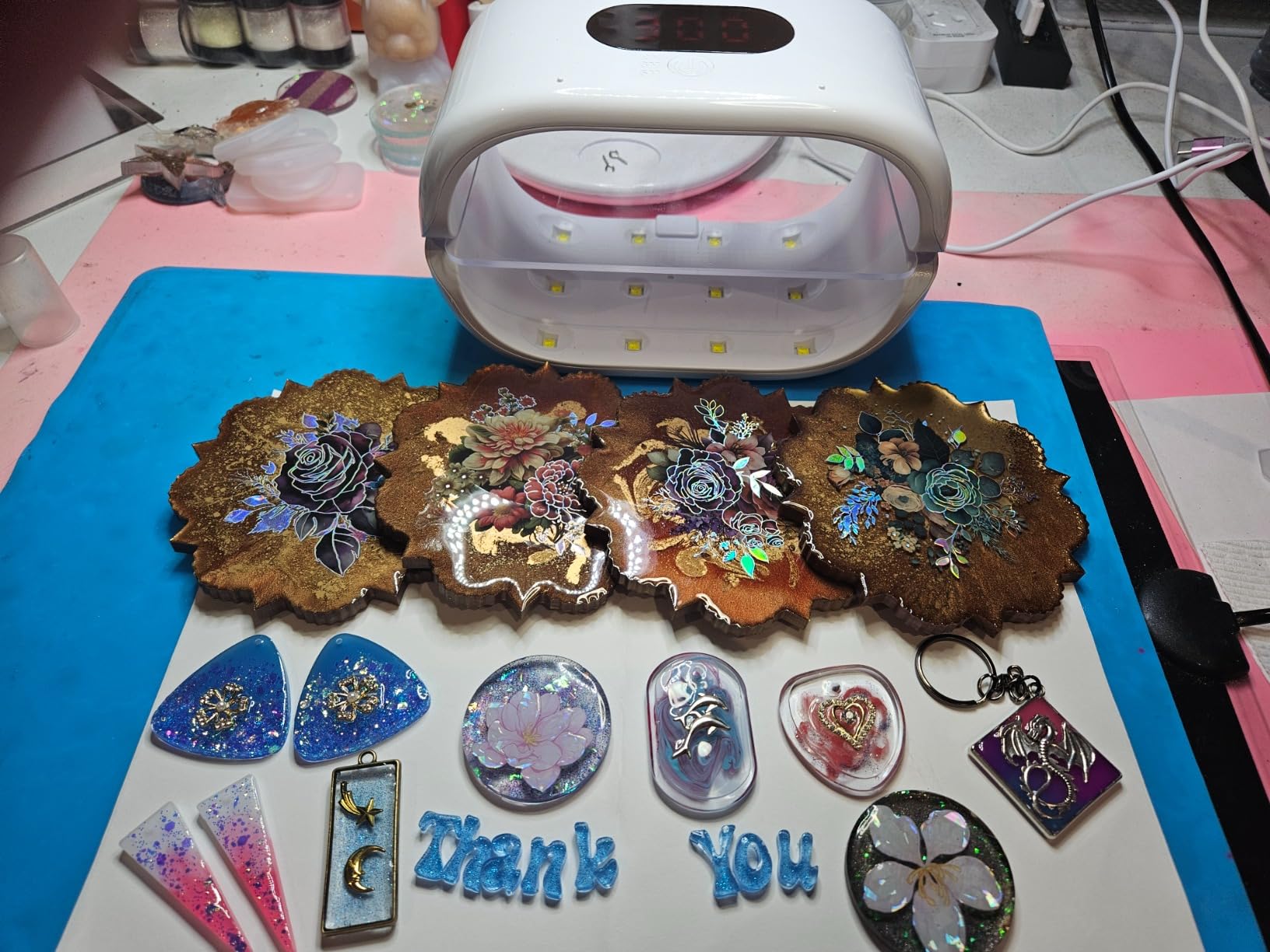 ISTOYO Two-Sided UV Resin Light, UV Light for Resin with Digital ...