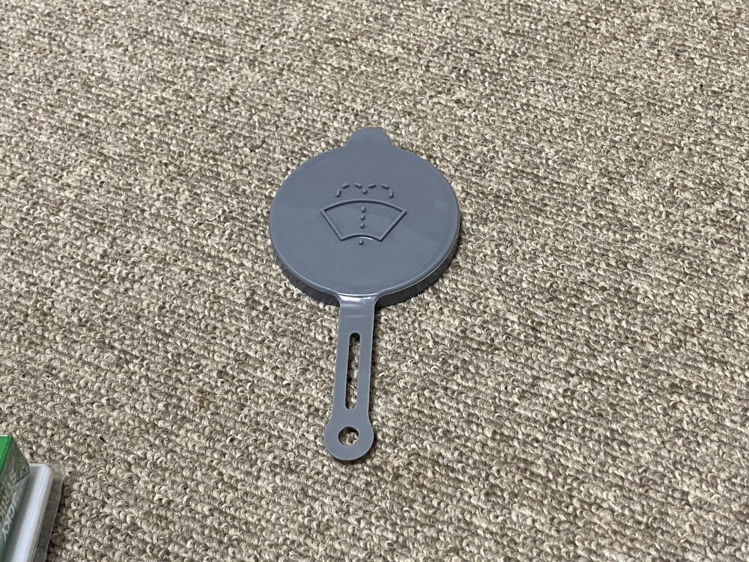 Amazon | 車のフロントガラスワイパーウォッシャー液リザーバータンクボトルキャップ洗濯カバー 28913-JX00A アクセサリーカー ...