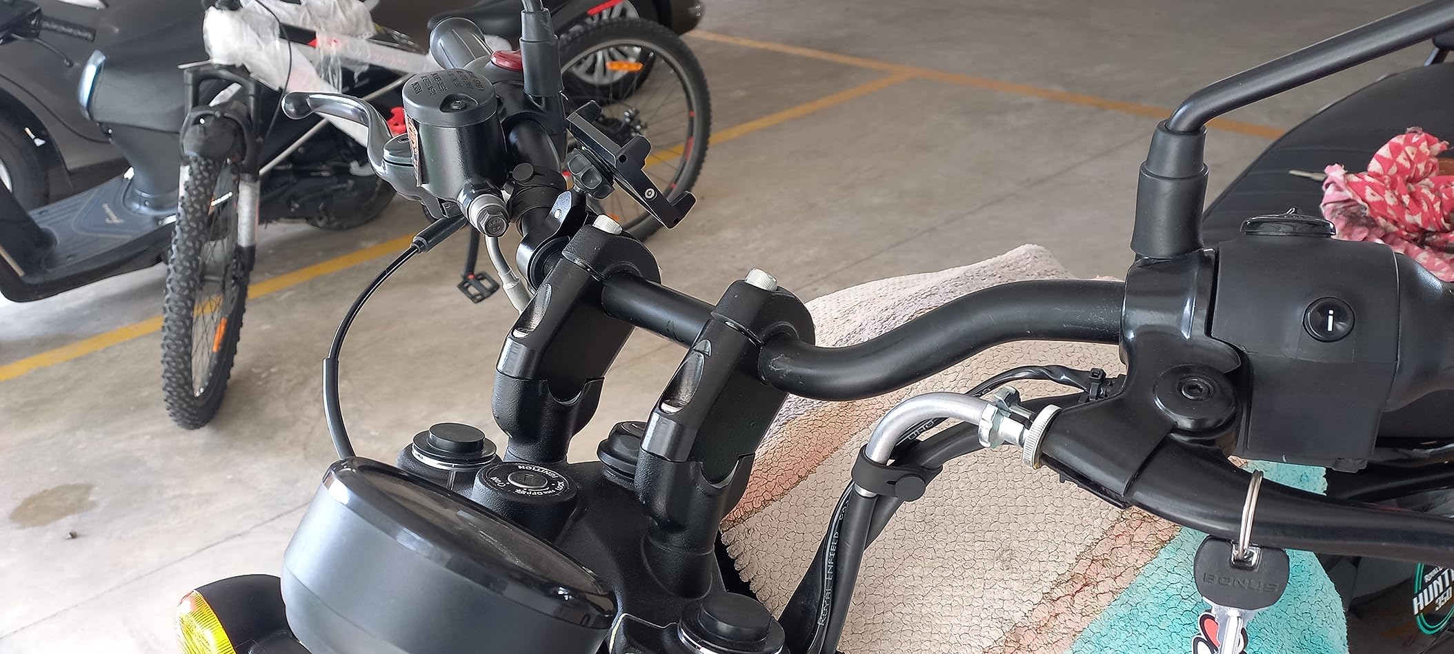 RoadRash Hunter 350 Handlebar Riser Black (2 Inch Angular) : Amazon.in ...