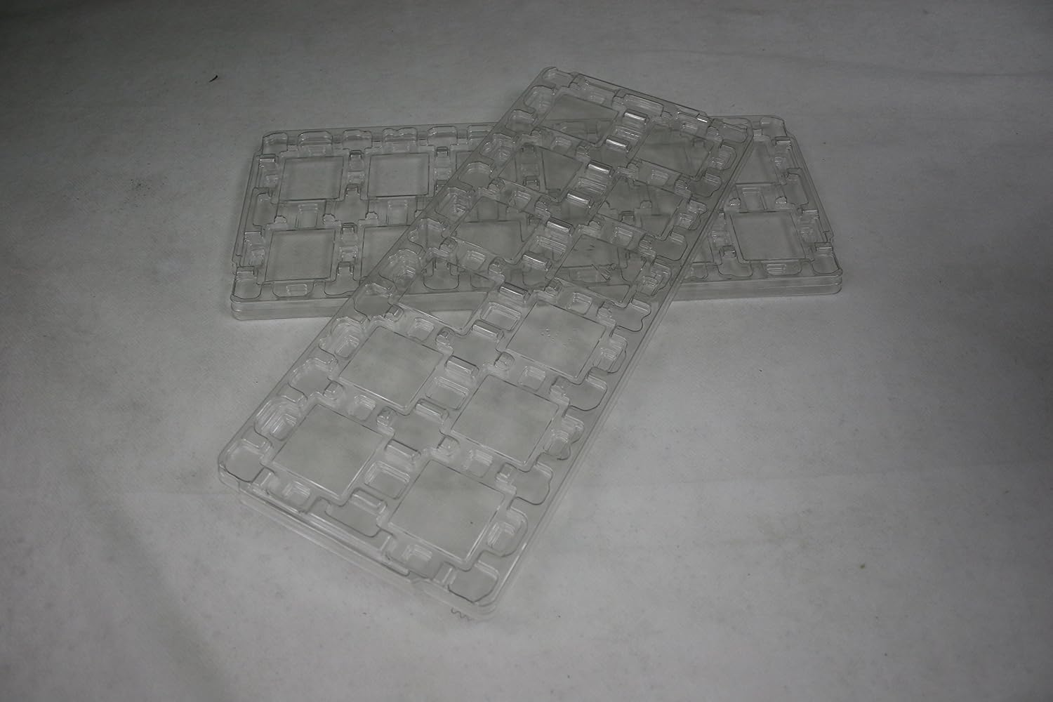 Amazon.com: CPU Tray Holder for Intel LGA 1366 (ESD Packaging ...