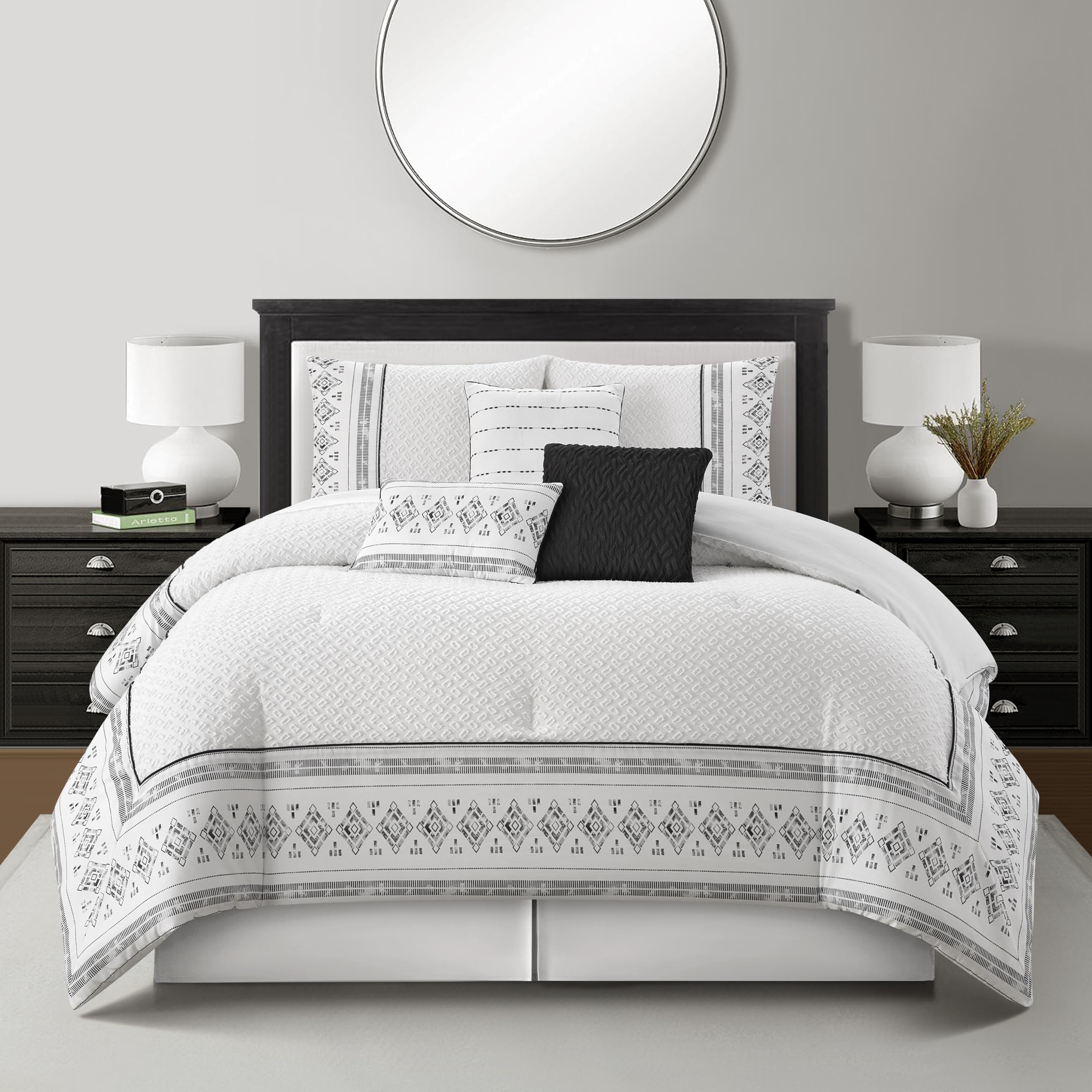 Amazon.com: Stratford Park 7 Piece White Black Comforter Set, Queen ...