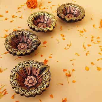 Amazon.com: Hashcart Mitti Terracotta Diya with Cotton Wicks - Diwa ...