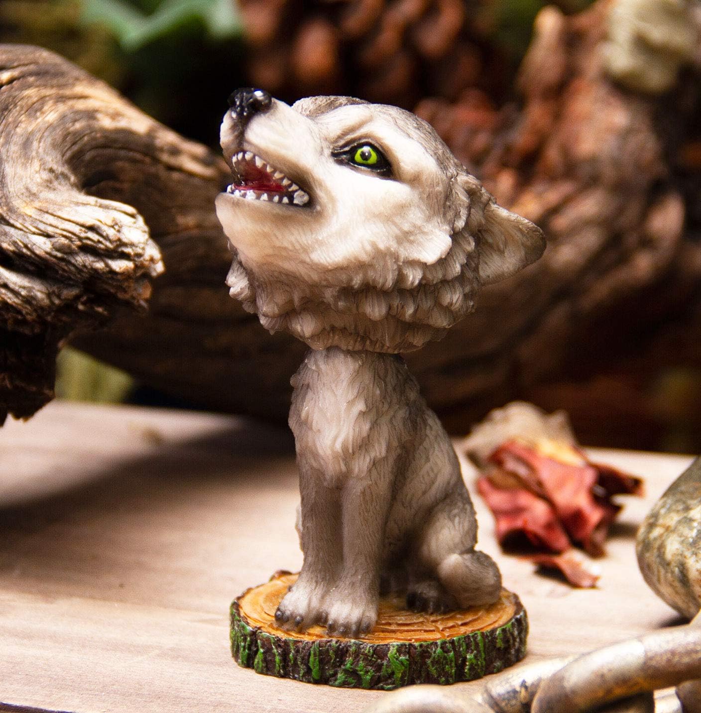 Amazon.com: SUMMIT COLLECTION Howling Wolf Collectible Bobble Head ...