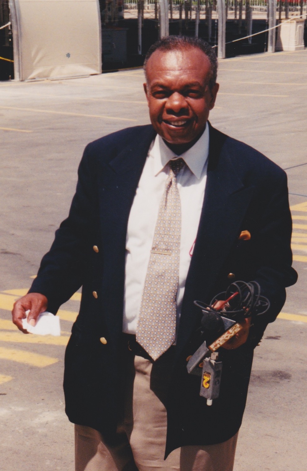 Amazon.com: Al Allen: books, biography, latest update