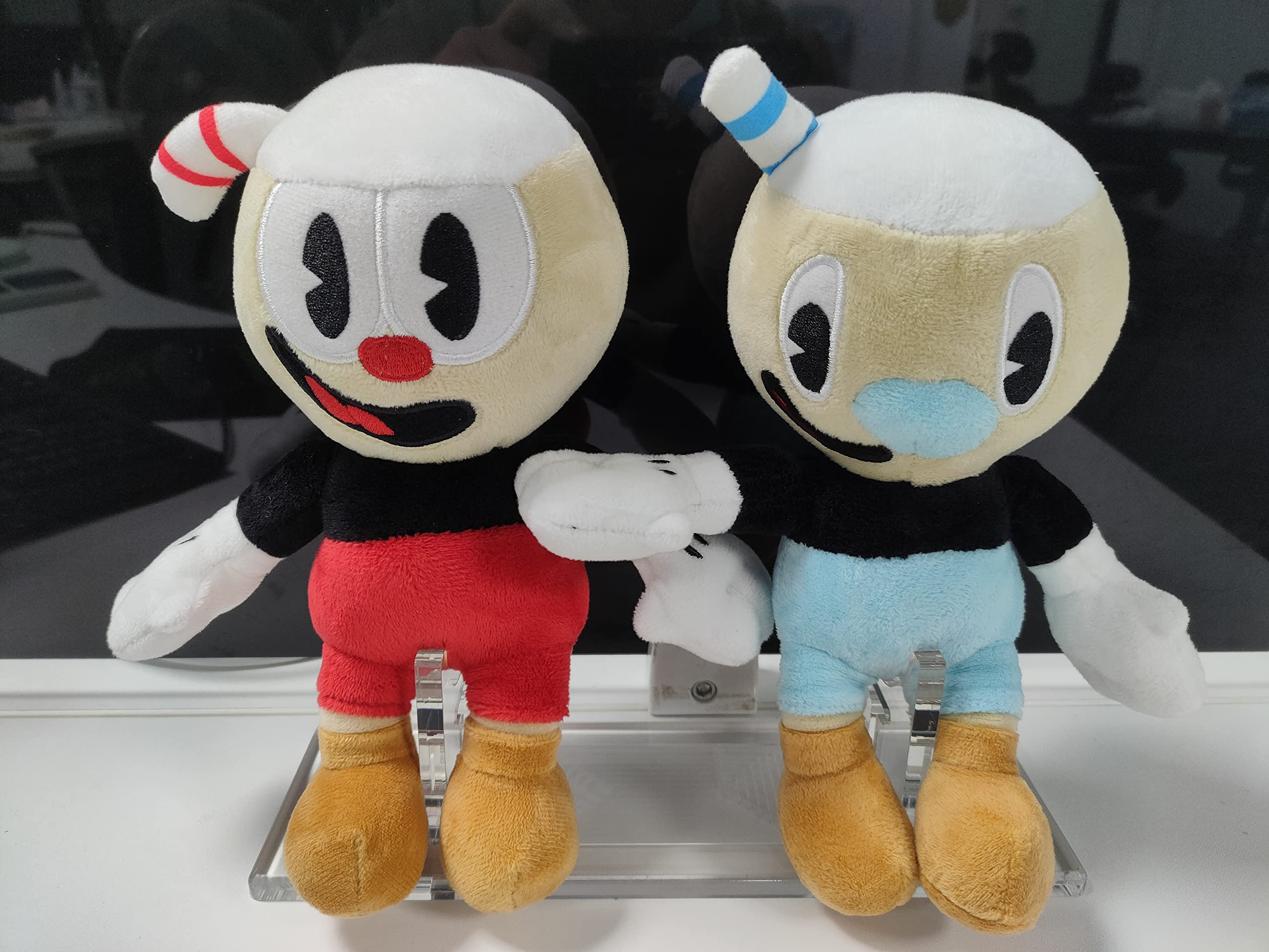 Cuphead Mugman Plush - Figura...B09TVP3327 | Encarguelo.com