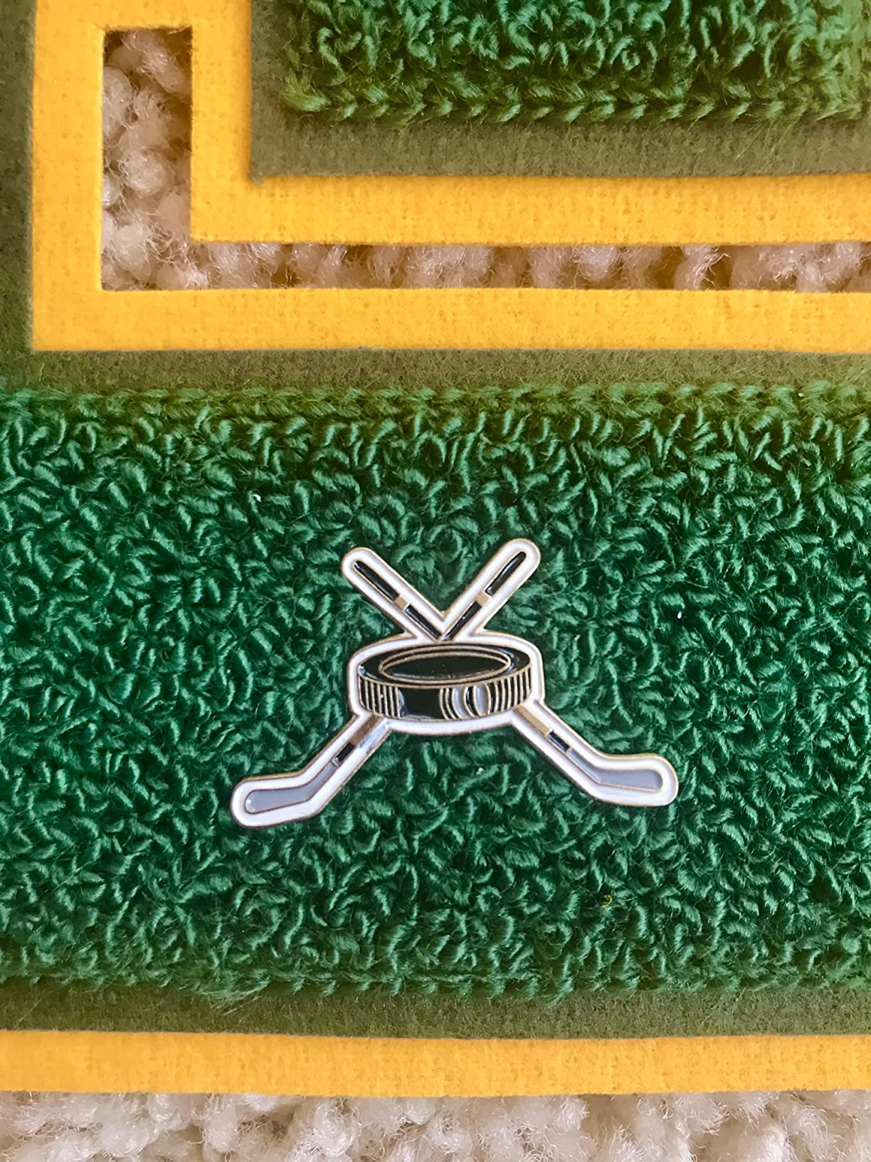 Amazon.com: Hockey Pin - 1.25" Hockey Sticks And Puck Enamel Lapel Pin ...