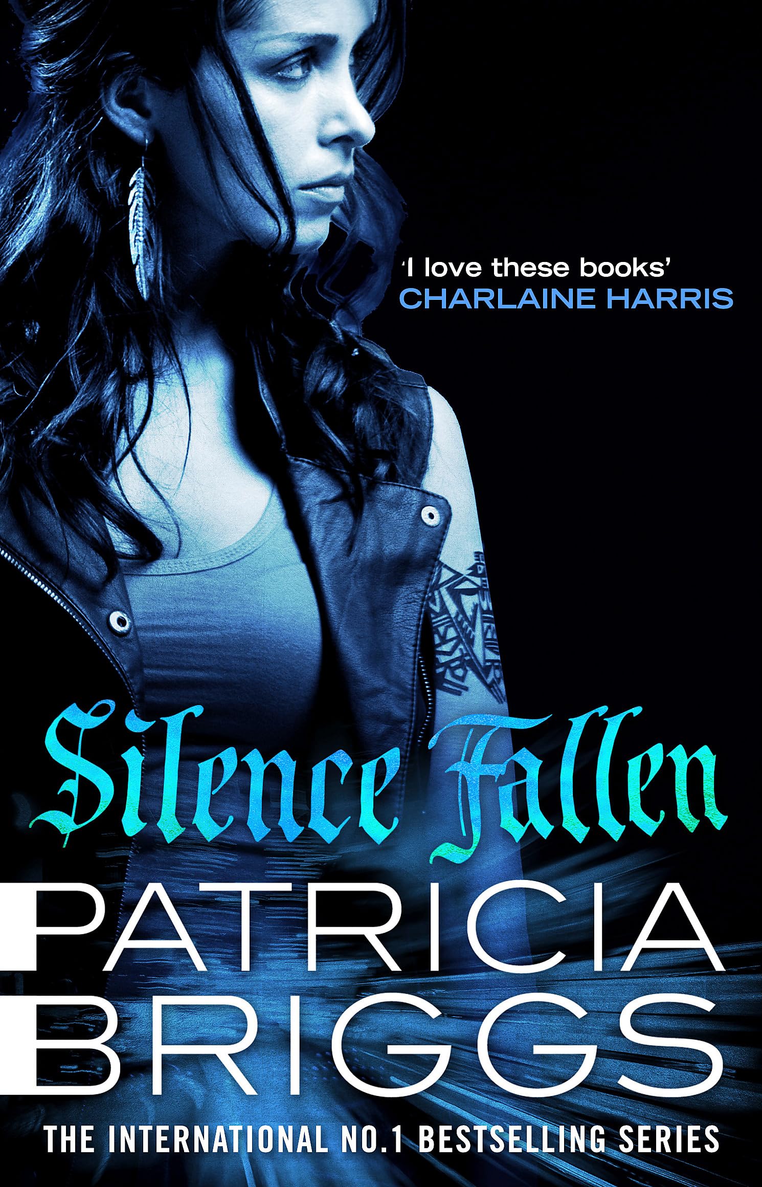 Amazon.com: Silence Fallen: Mercy Thompson Book 10: 9780356505947 ...