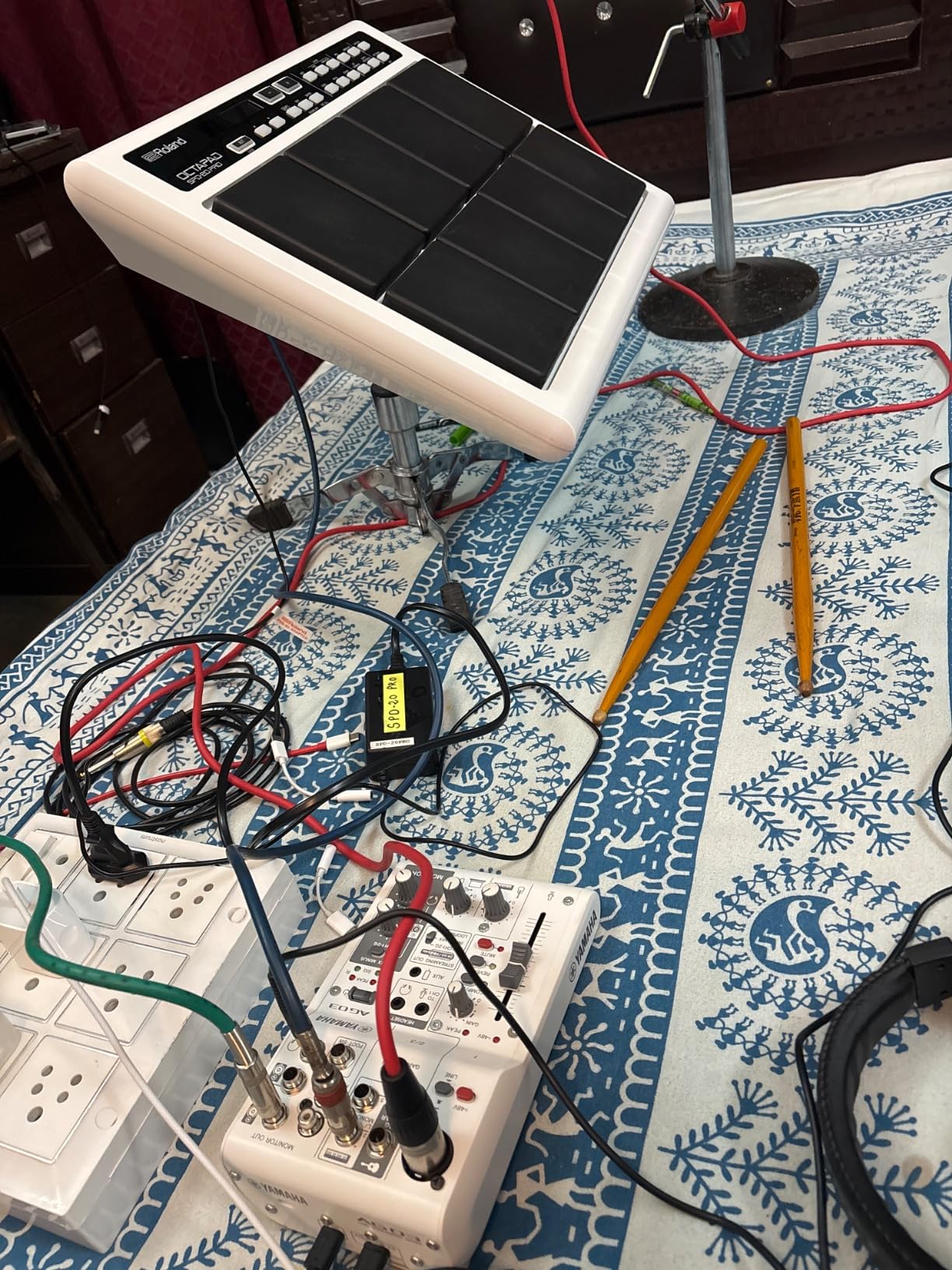 YAMAHA AG03MK2 Live Streaming Mixer - AG03MK2 W : Amazon.in: Musical ...