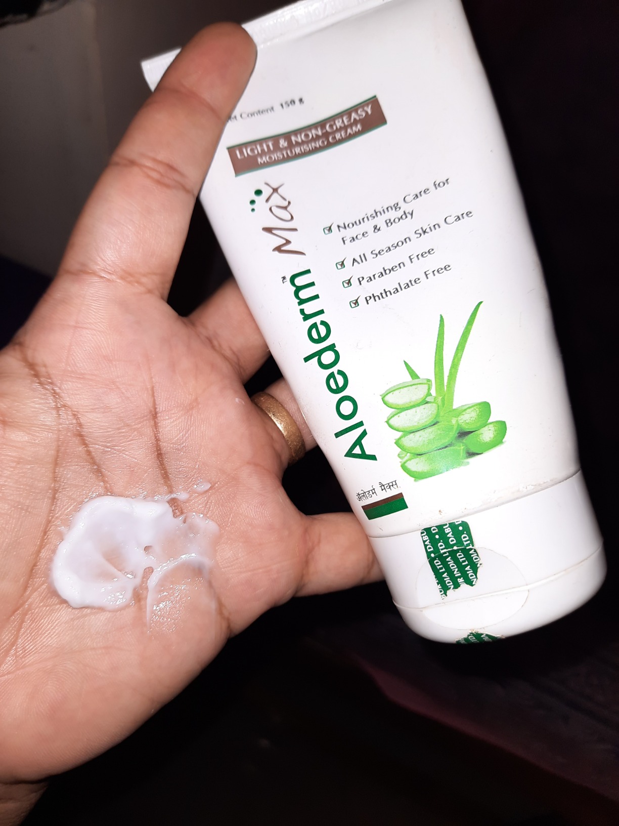 Buy Aloederm Max Light & Non-Greasy Moisturizing Skin Cream - 150g ...