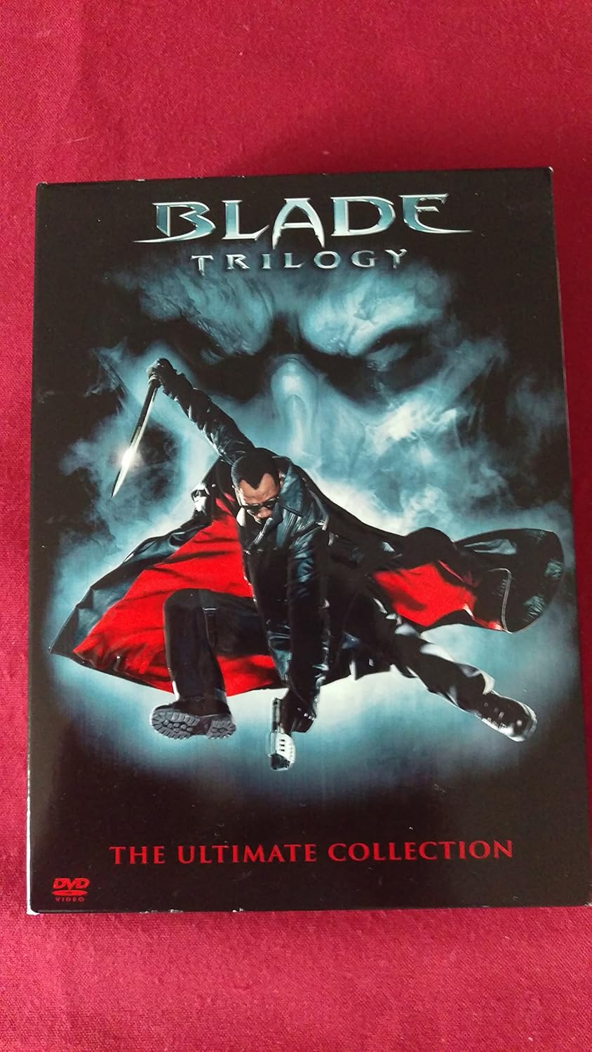 Amazon.com: Blade : Wesley Snipes, Stephen Dorff, Kris Kristofferson, N ...