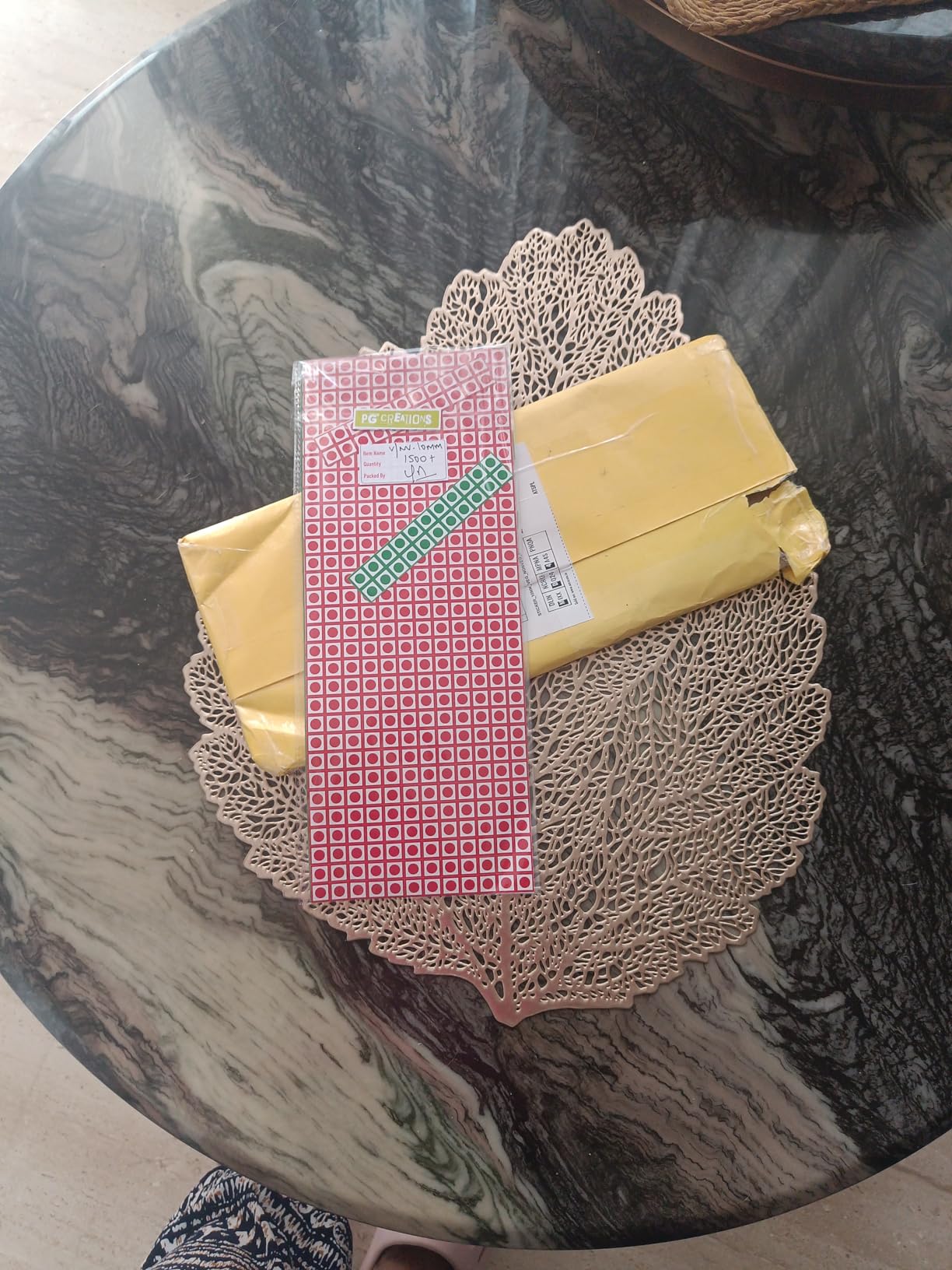 PG Creations Veg Non Veg Stickers for Food, Extra Small Size 10x10 mm ...