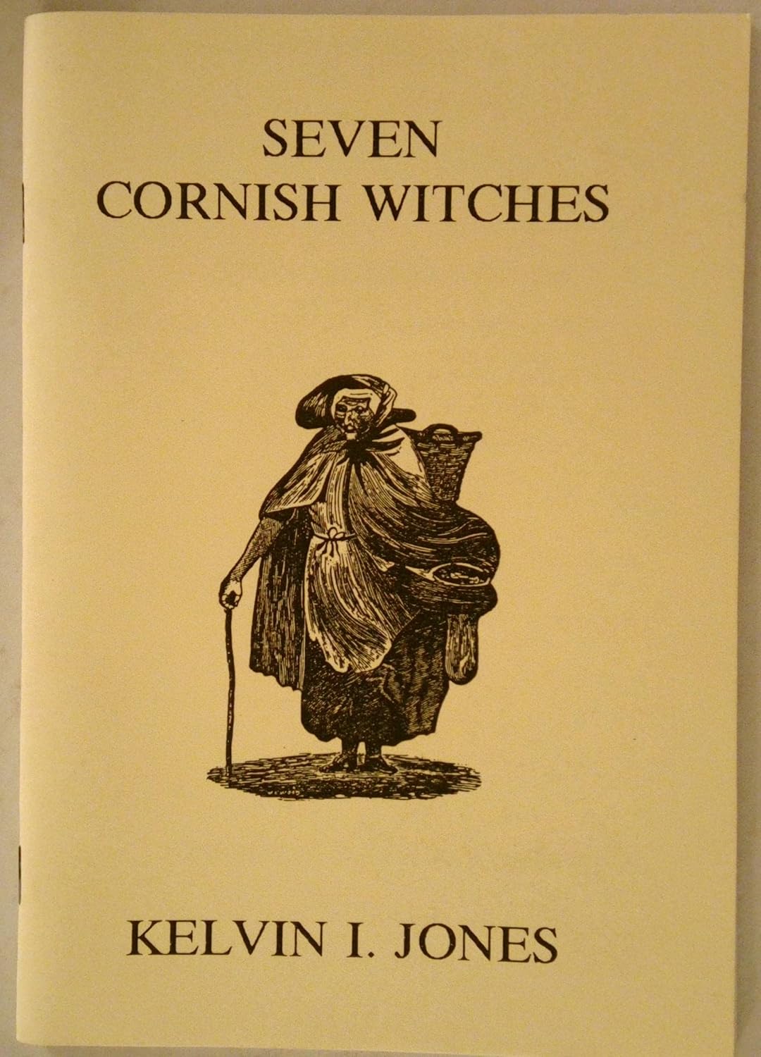 Seven Cornish Witches : Jones, Kelvin I.: Amazon.in: Books