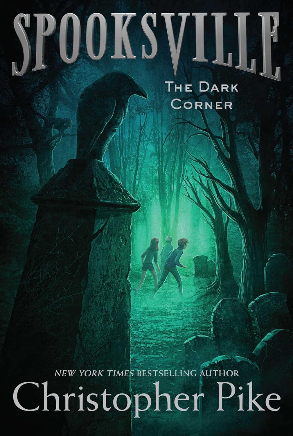 The Dark Corner (Spooksville Book 7) eBook : Pike, Christopher: Amazon ...