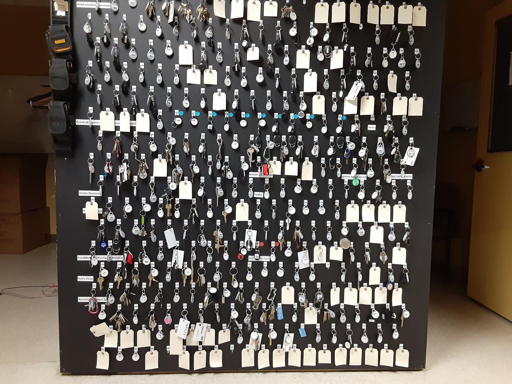 Amazon.com: Premium Key Tag 3” Slip-Slot Plastic Heavy Duty (Clear ...