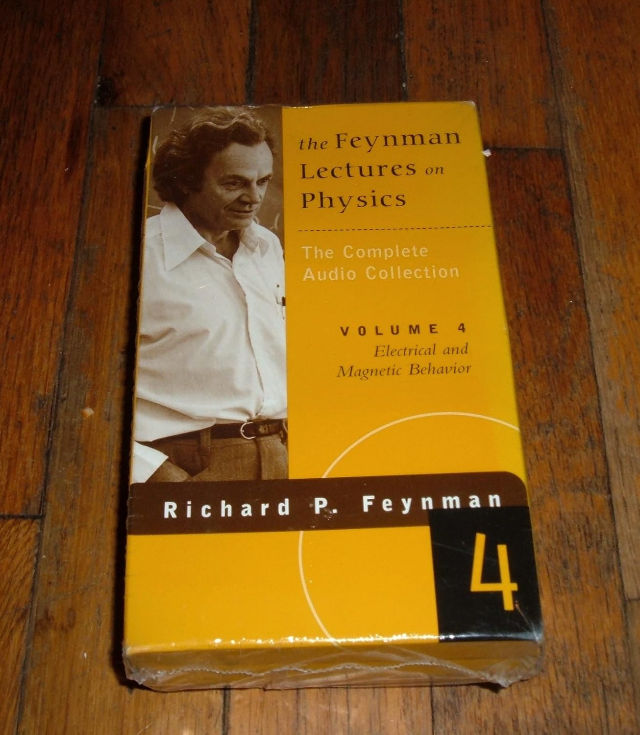 Amazon | The Feynman Lectures on Physics: Electrical and Magnetic Behavior (The Feynman Lectures ...