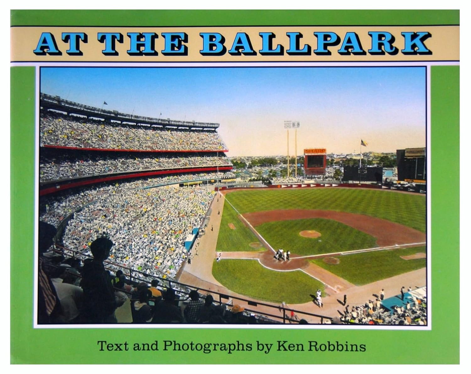 At the Ballpark: Ken Robbins, Ken Robbins: 9780670816002: Amazon.com: Books