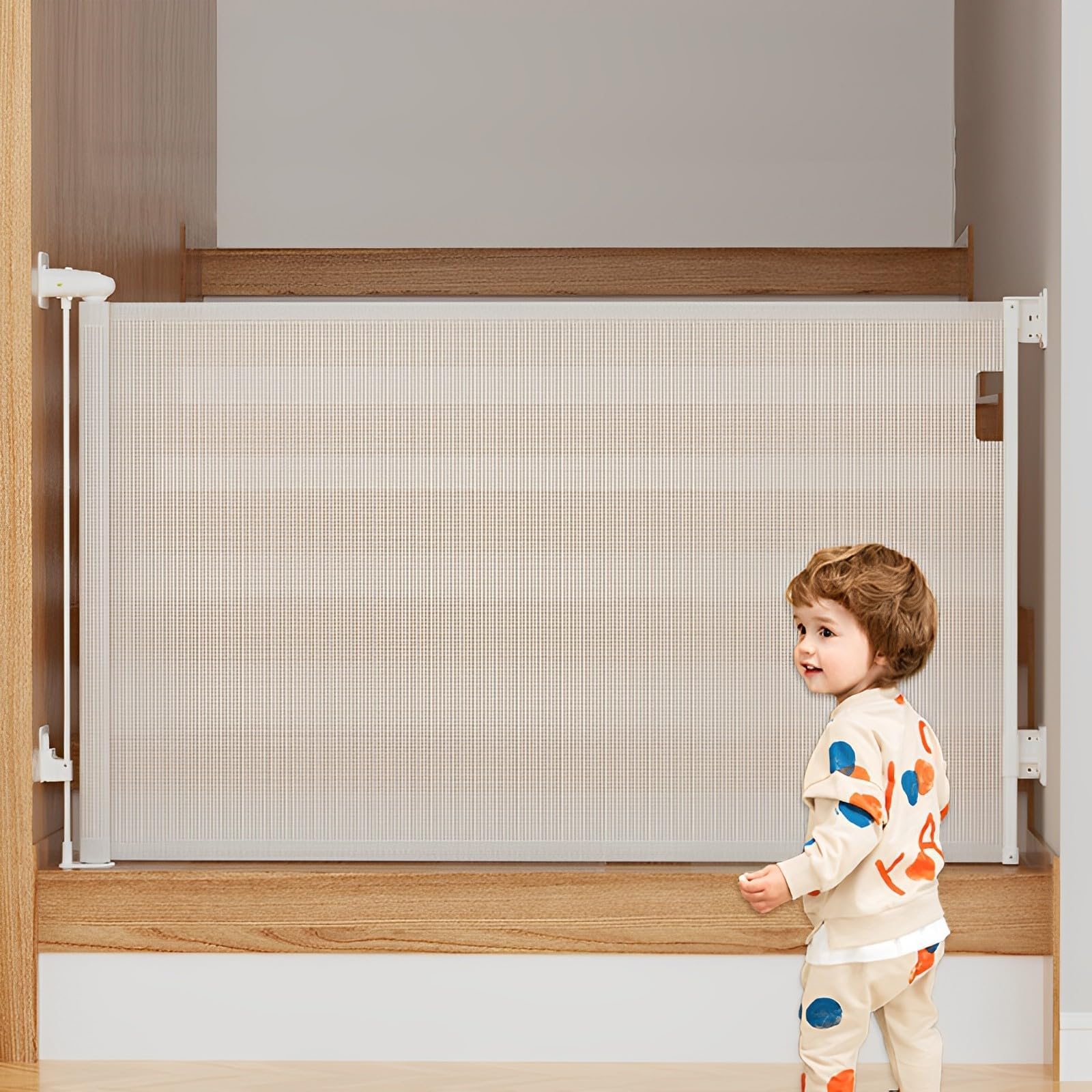 Amazon.com: Extra Wide Retractable Baby Gate for Doorway, 33 Inch High ...