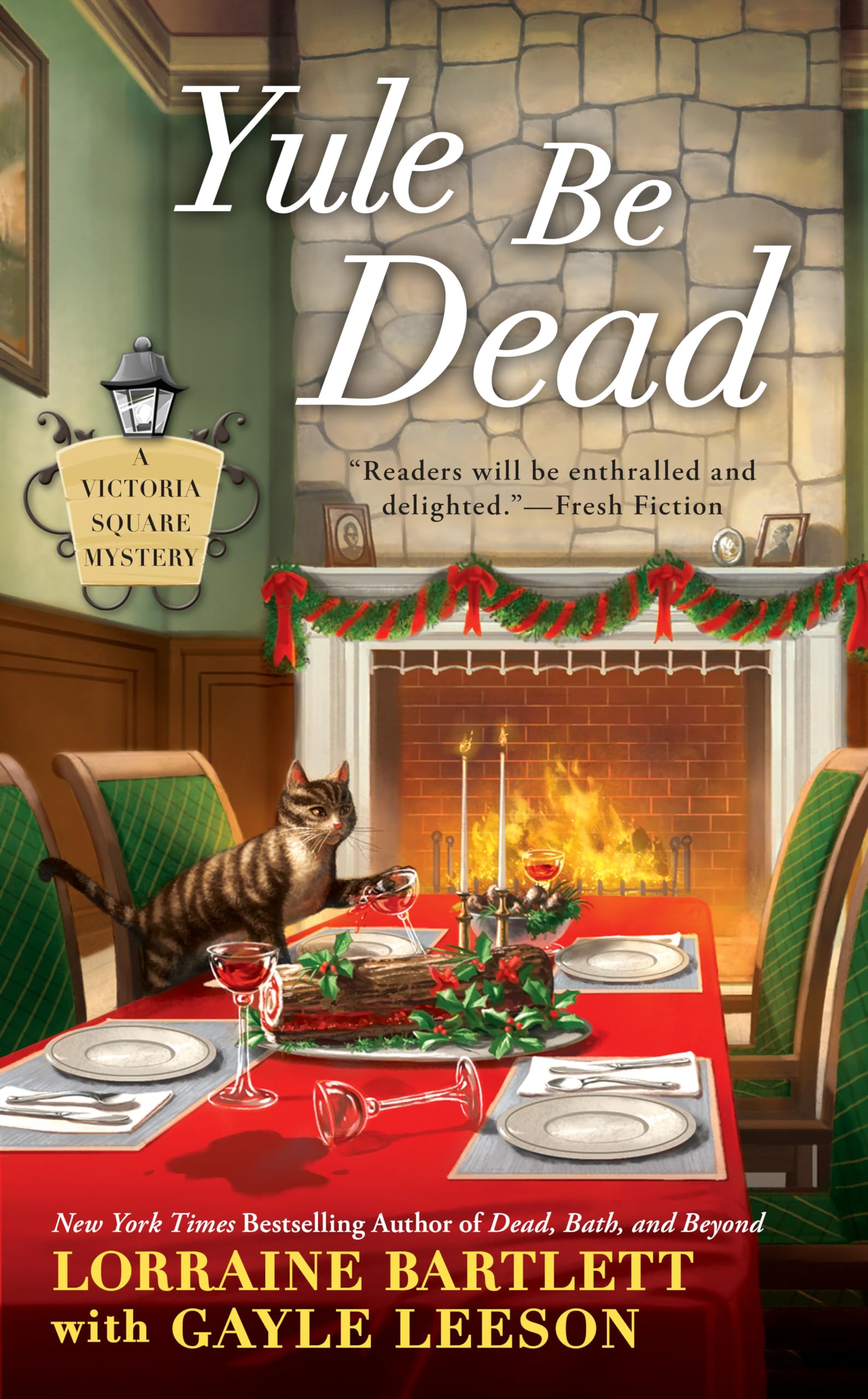 Amazon.com: Yule Be Dead (Victoria Square Mystery): 9780425266007 ...