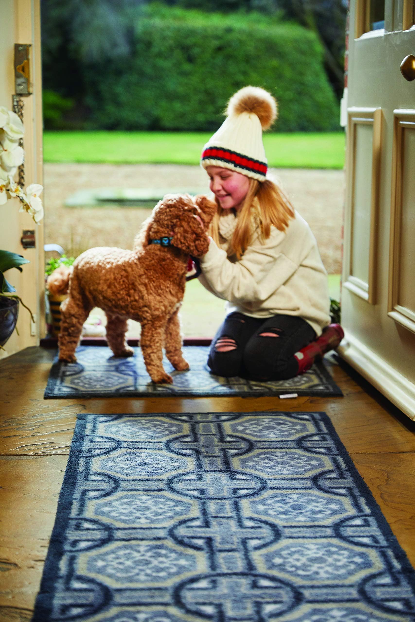100cm x 80cm HUG RUG (candy stripe design) machine washable doormat ...