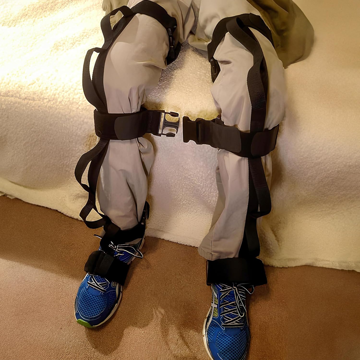 4 Handle Leg Lifter Pair (with Side Buckles to Connect Legs) : Amazon ...