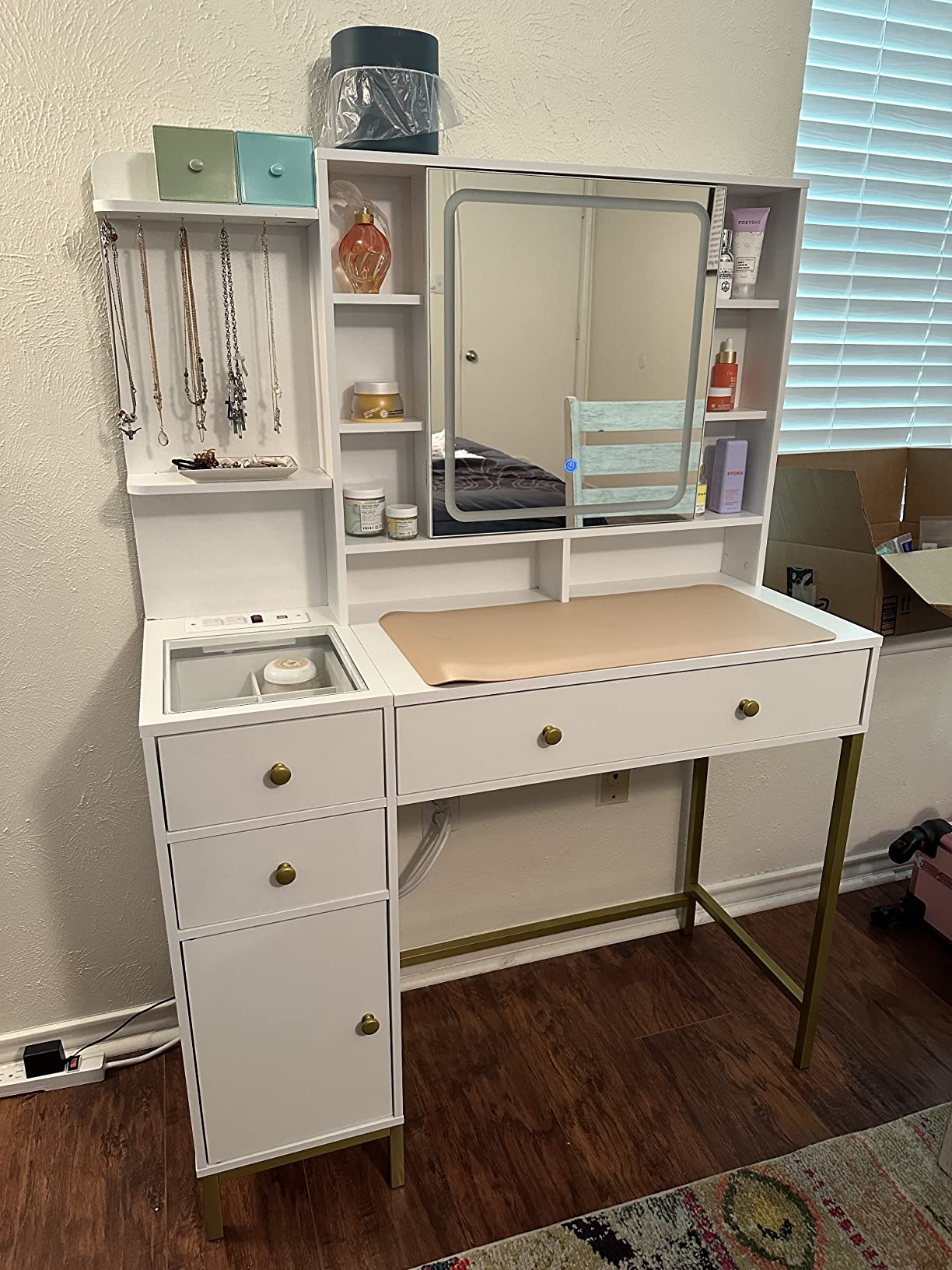 $33/mo - Finance VIAGDO Makeup Vanity with Lights, Vanity Desk with ...