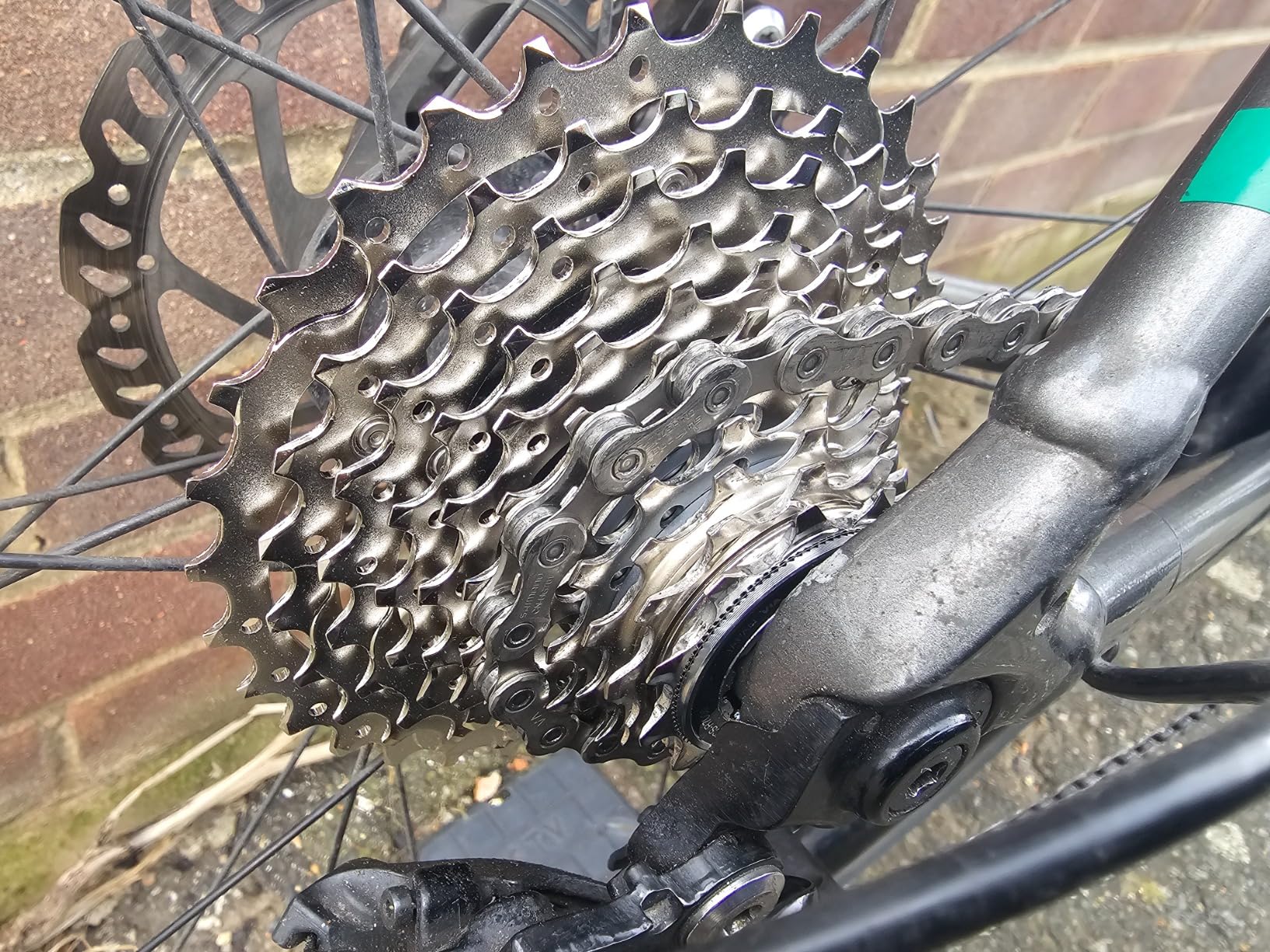 Shimano Unisex's CN-HG701-11 Bike Chain, Grey, One Size : Amazon.co.uk ...