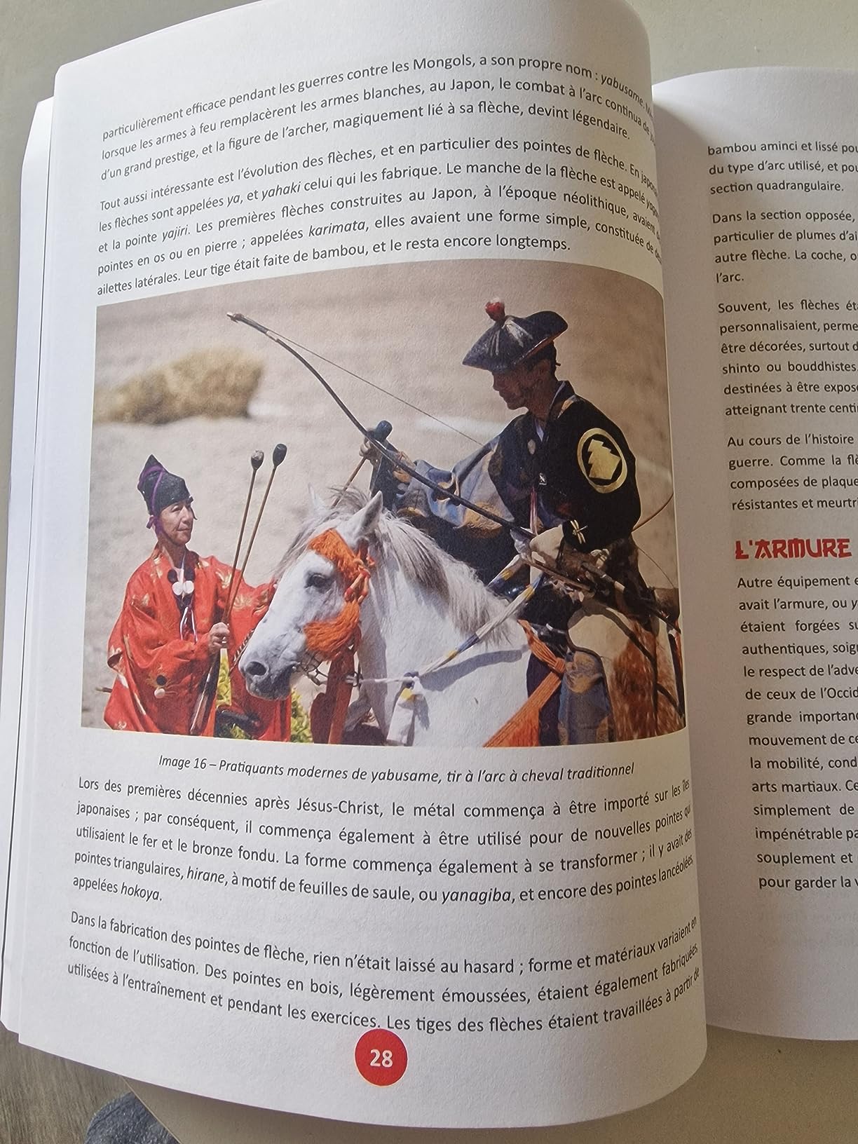 Amazon.fr - Les samouraïs : une histoire illustrée: Tout en couleurs ...