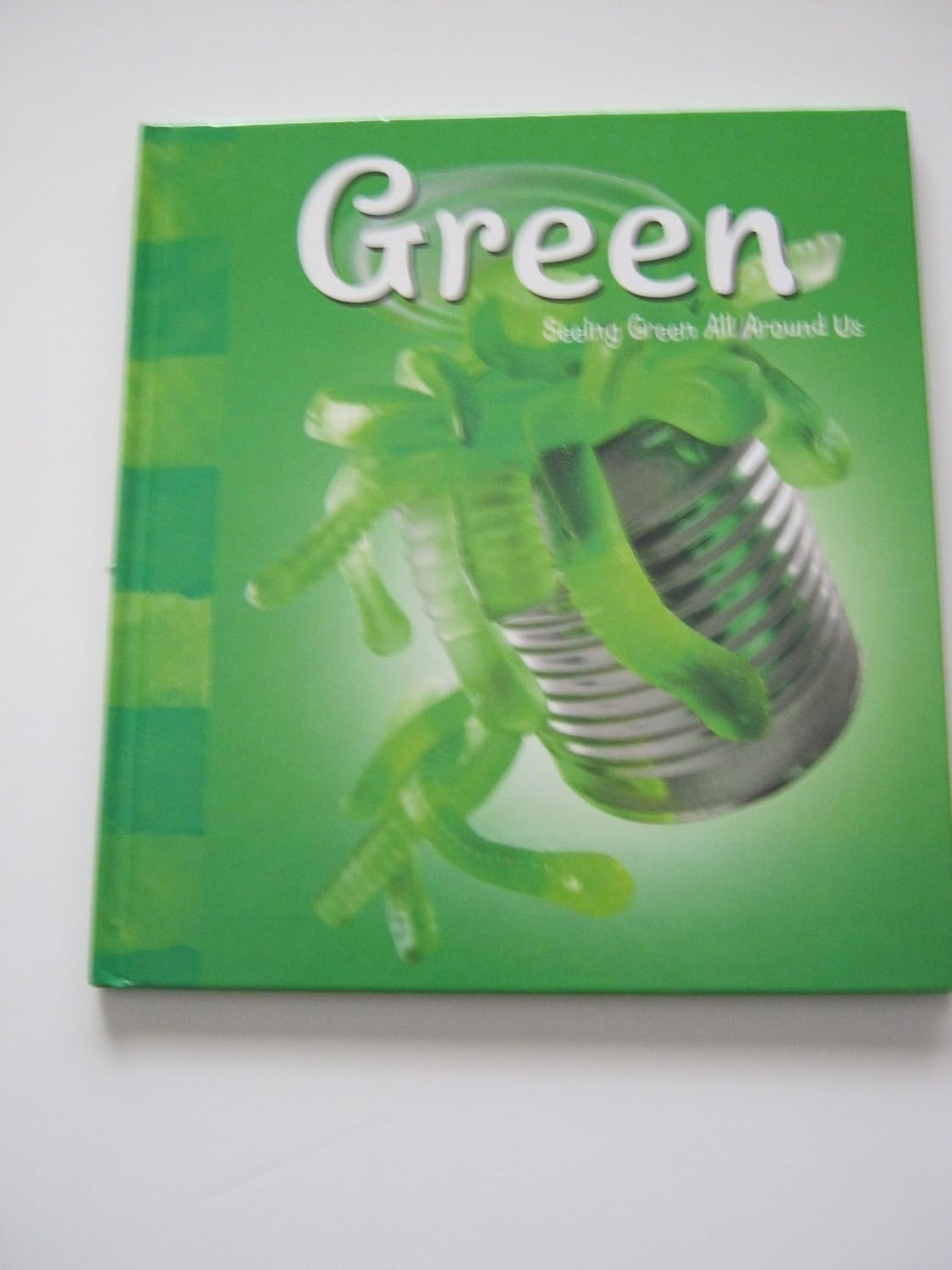 Green (Colors): Schuette, Sarah L.: 9780736814683: Amazon.com: Books