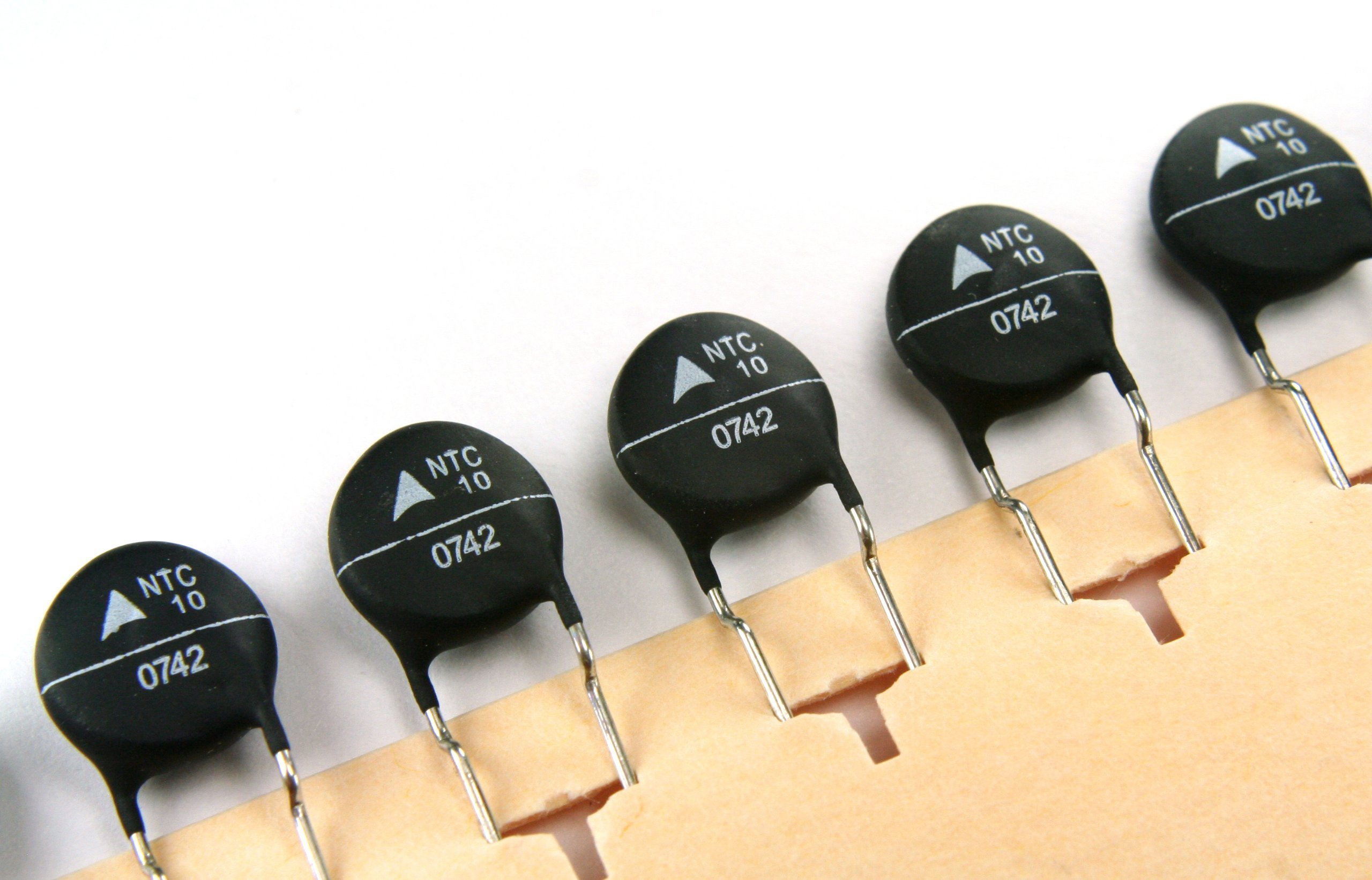 10k Thermistor 60-Pack 10K Ohm NTC Thermistors - MF52-103/3435 ...