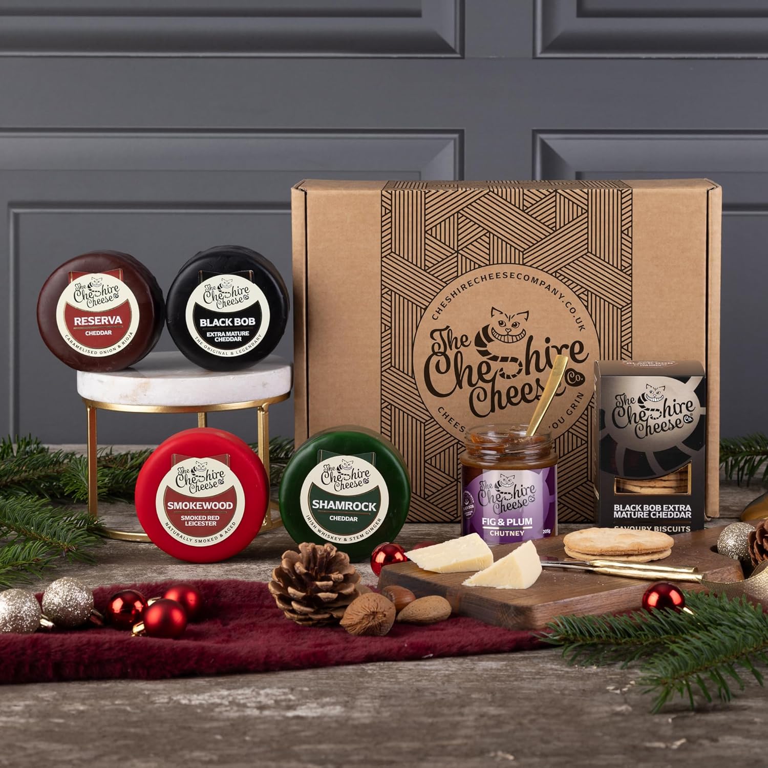 Festive Cheeseboard Gift Box - Cheese, Biscuit & Chutney Selection from ...