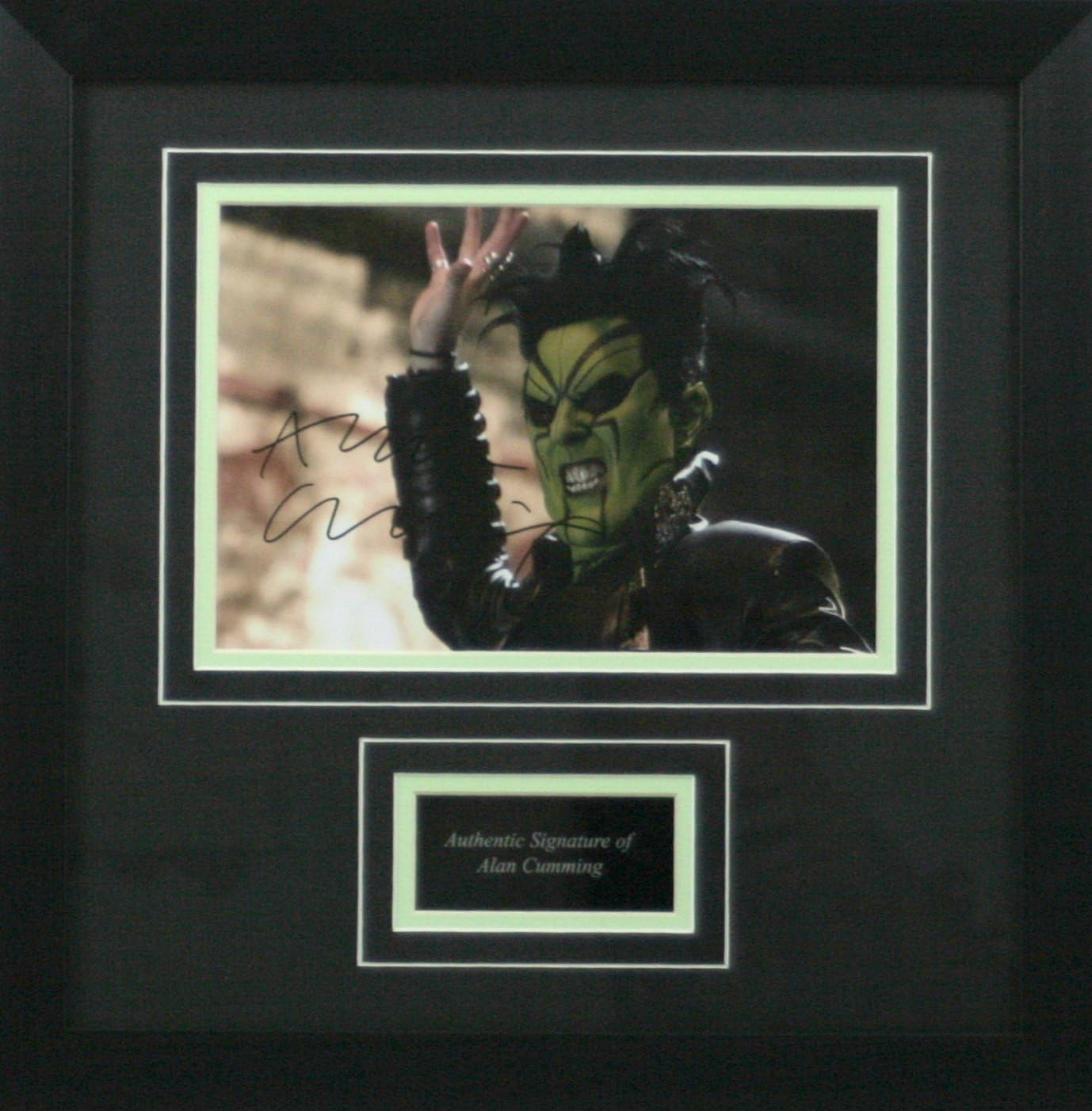 Amazon.com: Alan Cumming Signed Display