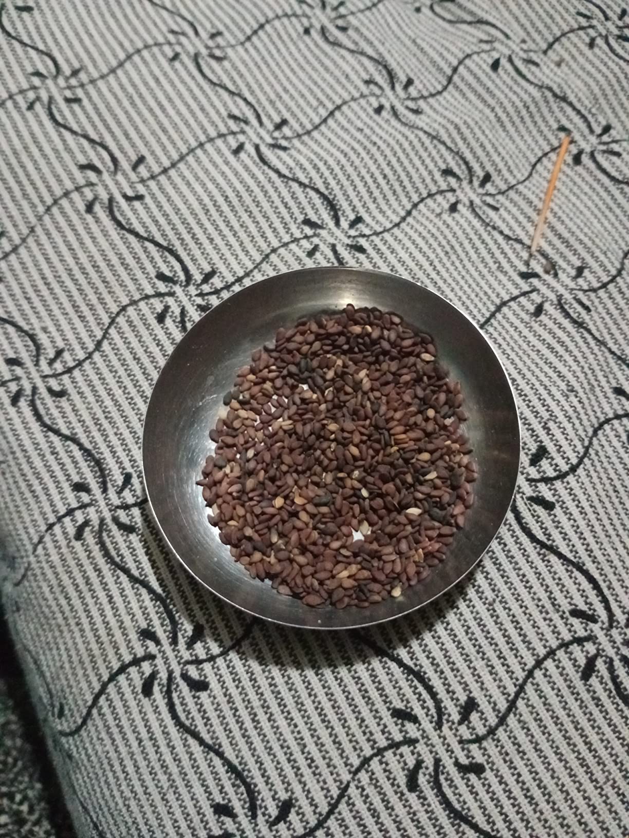 HerbLeaf Organic Black Sesame Seeds for Eating | Organic Black till ...