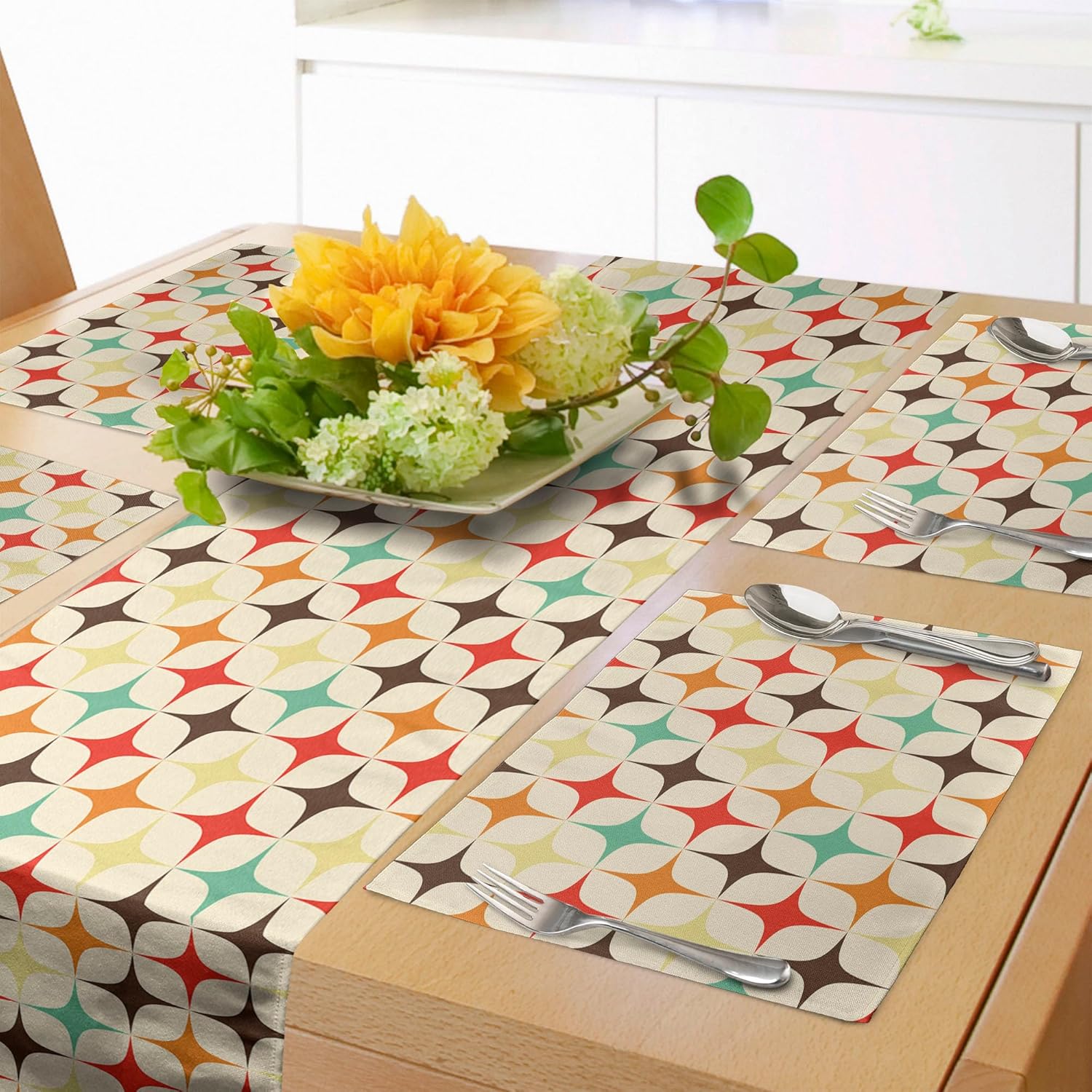 Amazon.com: Ambesonne Yellow and Brown Table Runner & Placemats, Retro ...