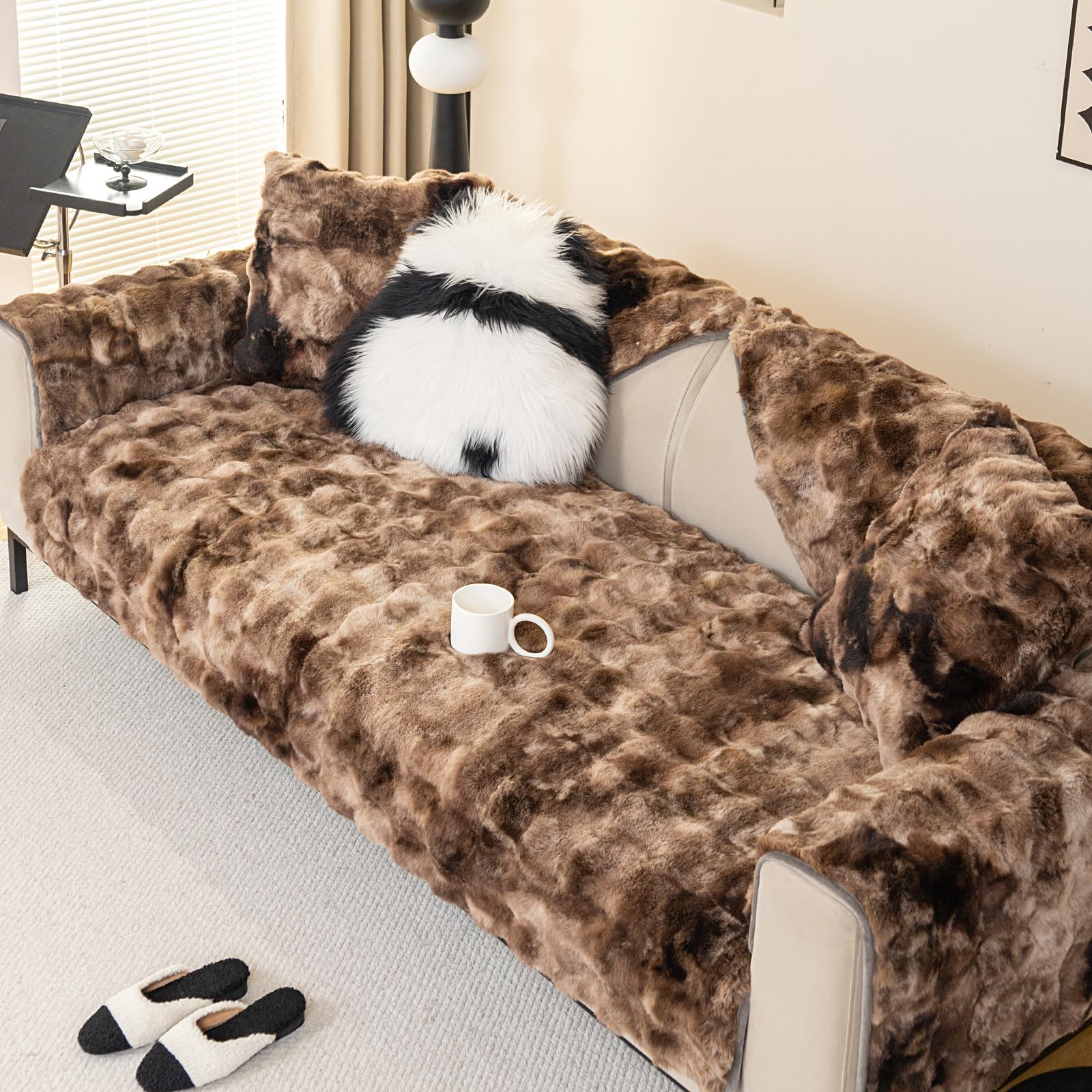 Amazon.com: tianxinbaobei Gradient Faux Fur Couch Cover,Rabbit Plush ...