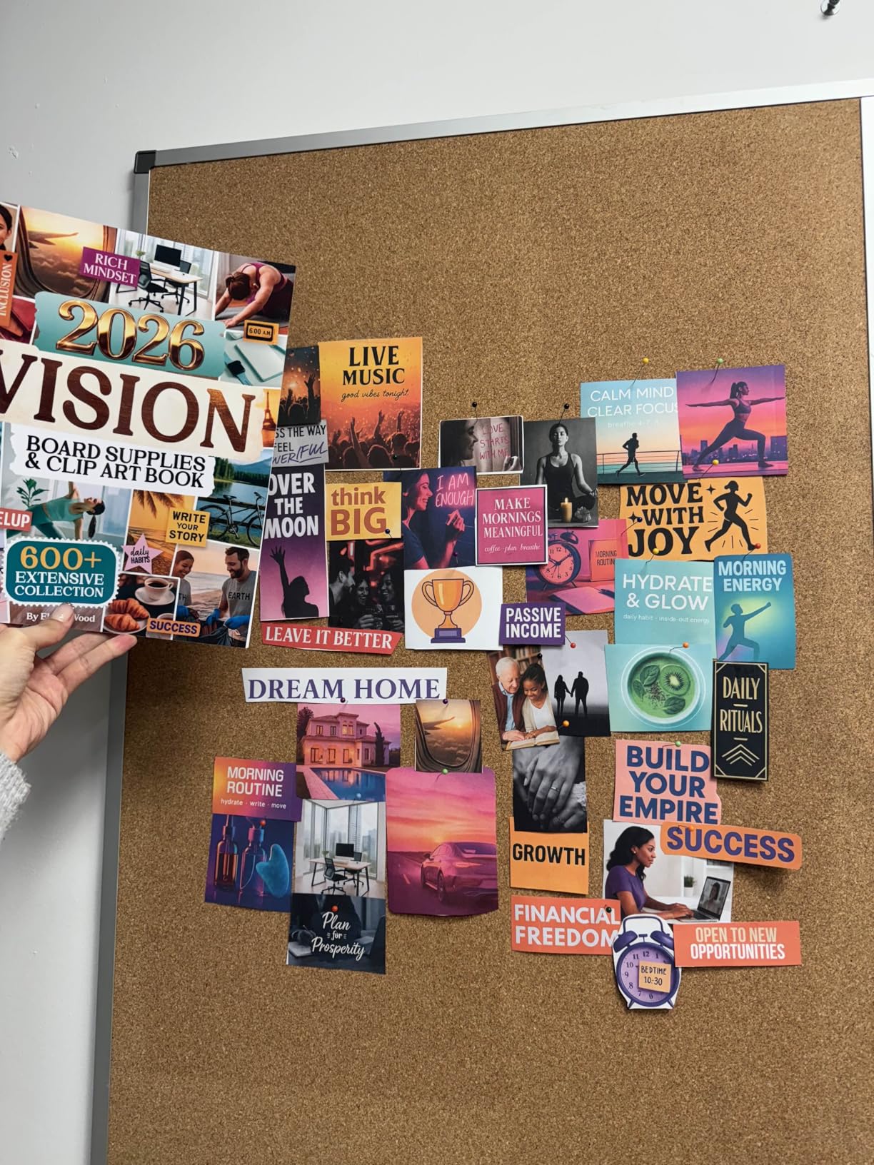 $4/mo - Finance 2026 Vision Board Supplies & Clip Art Book: 600 ...