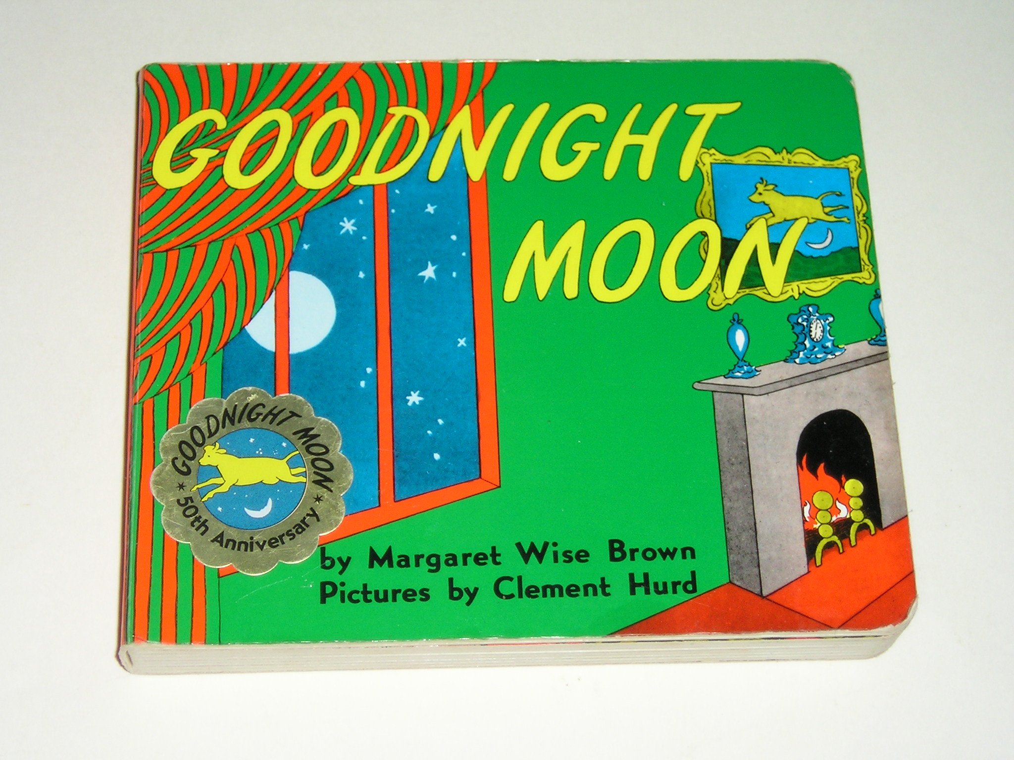 Goodnight Moon: Margaret Wise Brown: Amazon.com: Books
