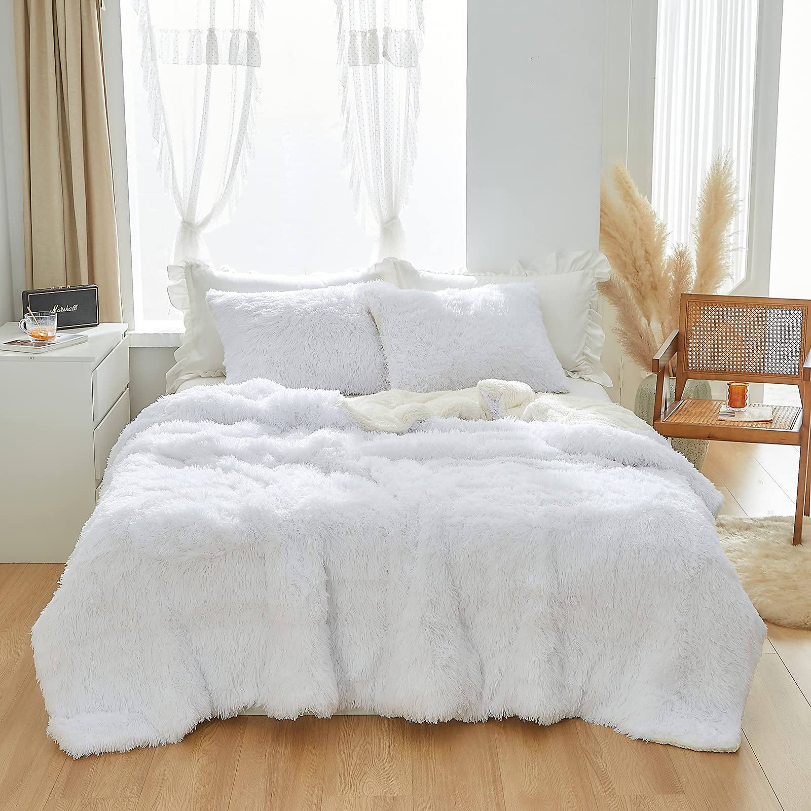 Amazon.com: Joyreap 3-Piece Plush Shaggy Comforter Set, King Size ...