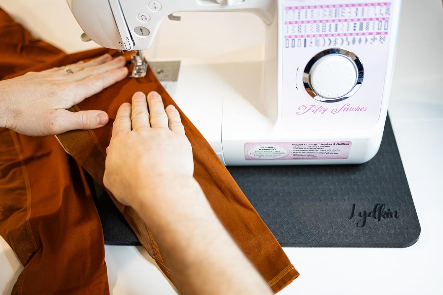 Amazon.com: LYDKIN Sewing Machine Muffling Mat - No Slip Mat for Sewing ...