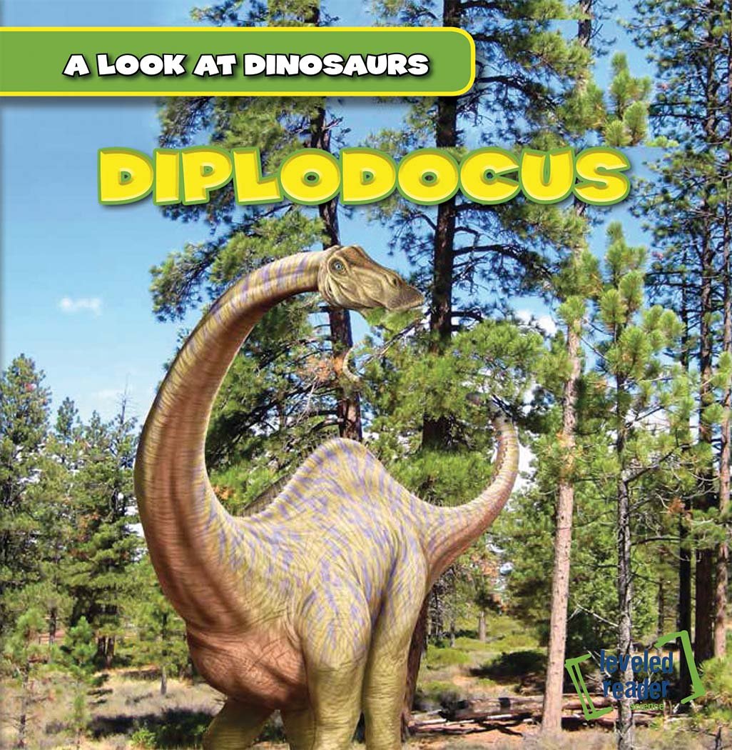 Diplodocus (A Look at Dinosaurs) : George, Thomas: Amazon.es: Libros
