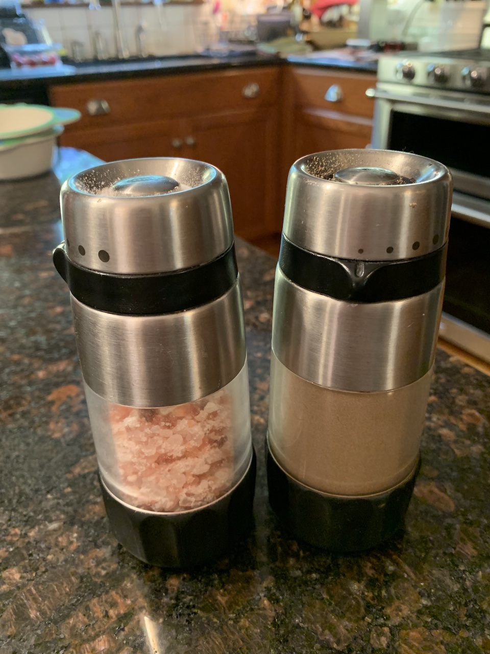 Watch Review of OXO Salt & Pepper Grinder on Amazon Live
