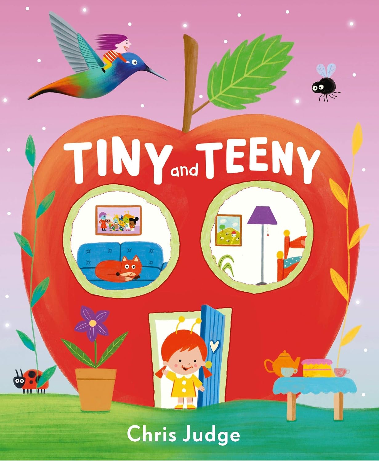 Amazon.com: Tiny and Teeny: 9781406370928: Judge, M Chris: Books