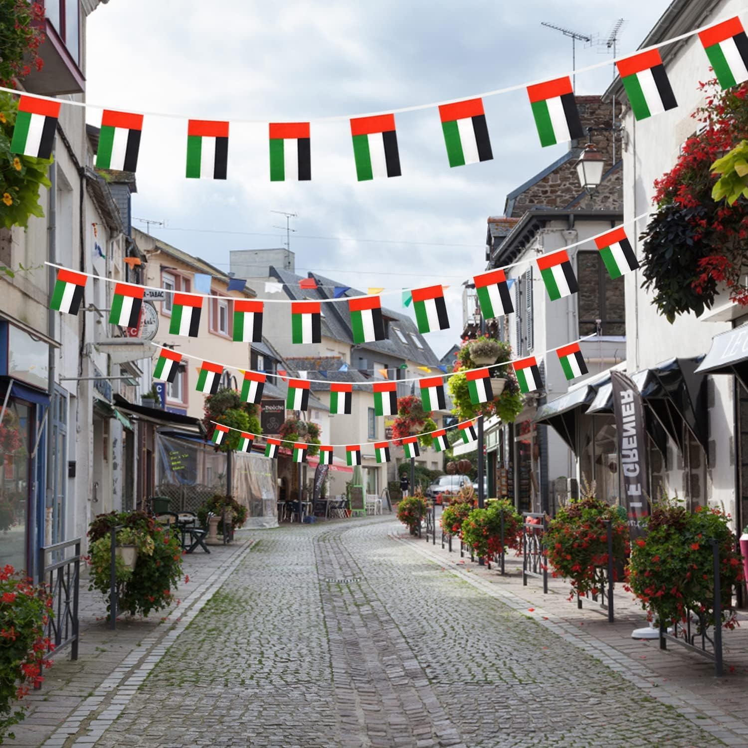 YÄKSCHEE UAE Bunting String Flag Banner, United Arab Emirates Country ...