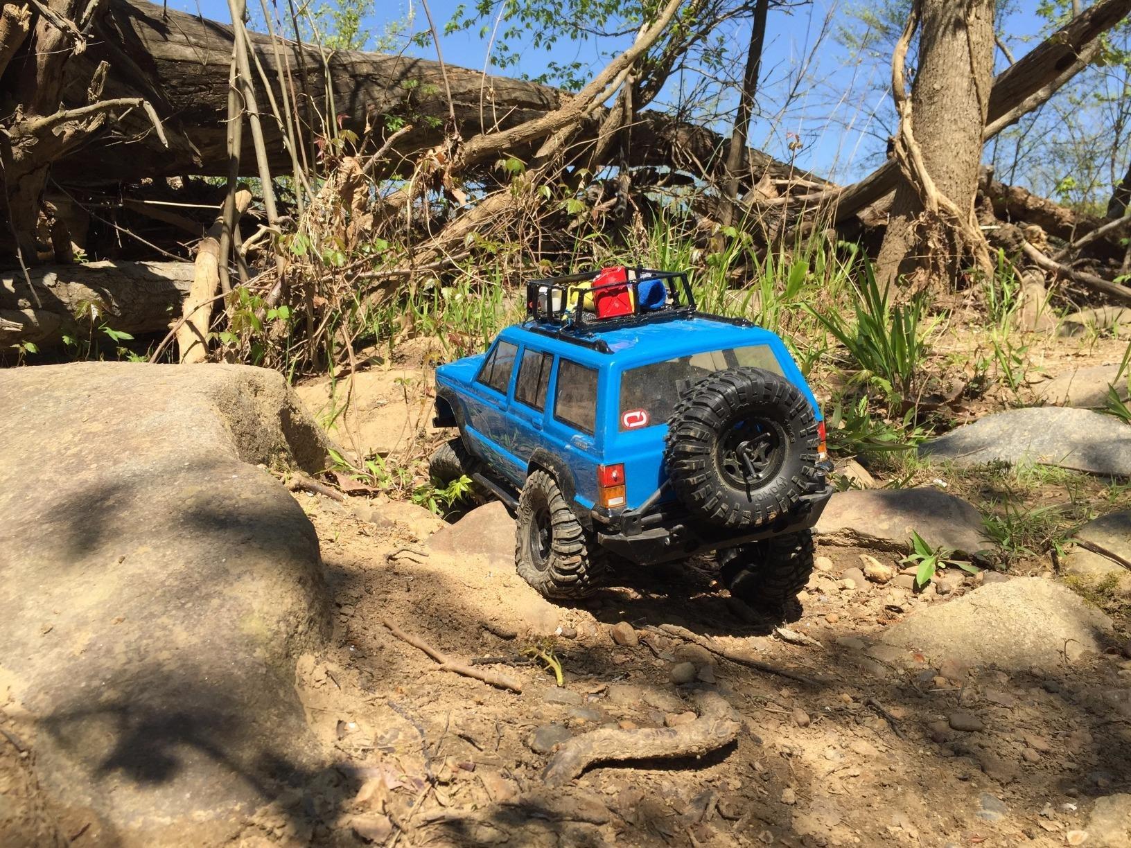 Amazon.com: Proline 332100 1992 Jeep Cherokee Clear Body : Toys & Games